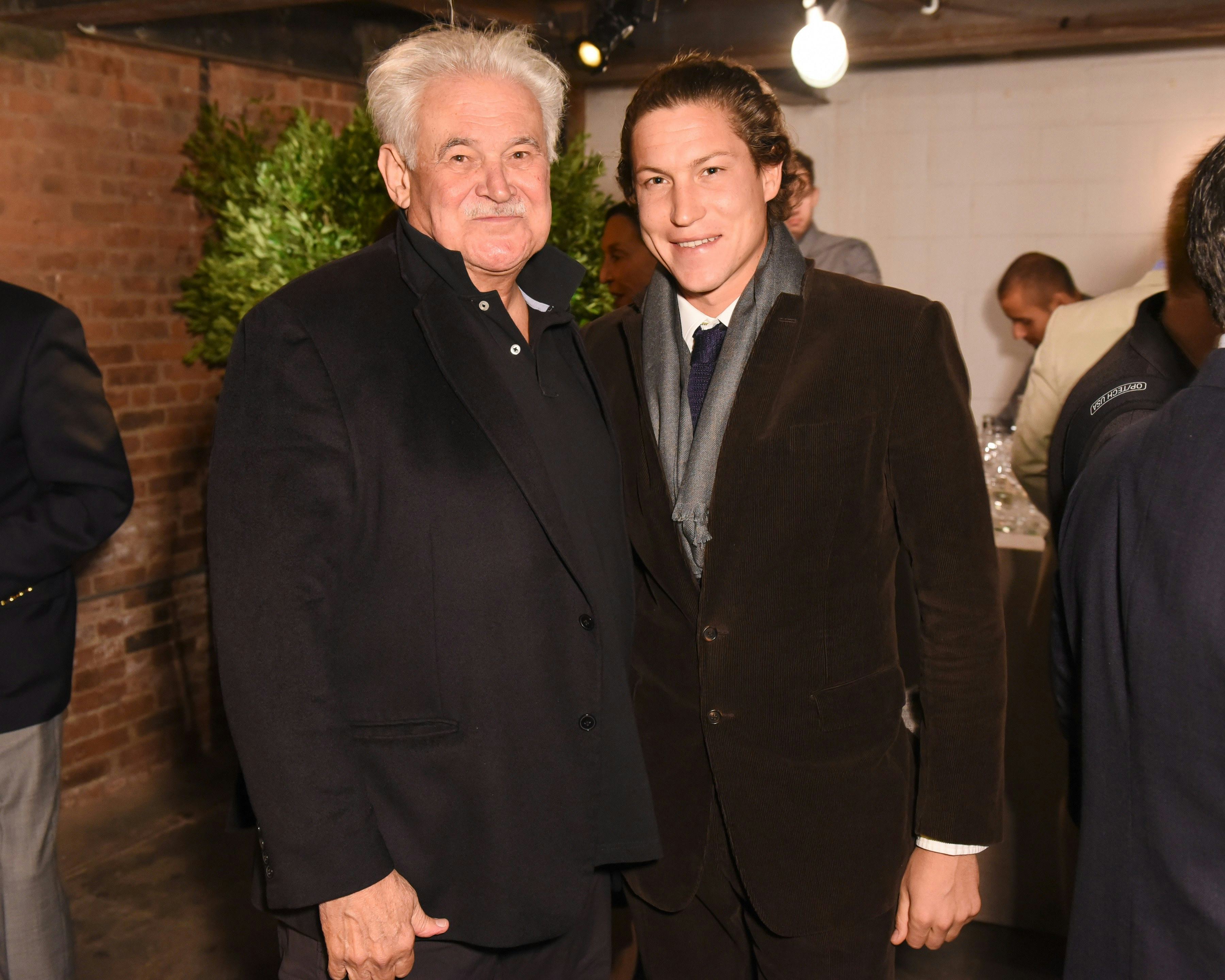 Art World Pays Tribute to Robert Morris, the “Robespierre of Minimalism”