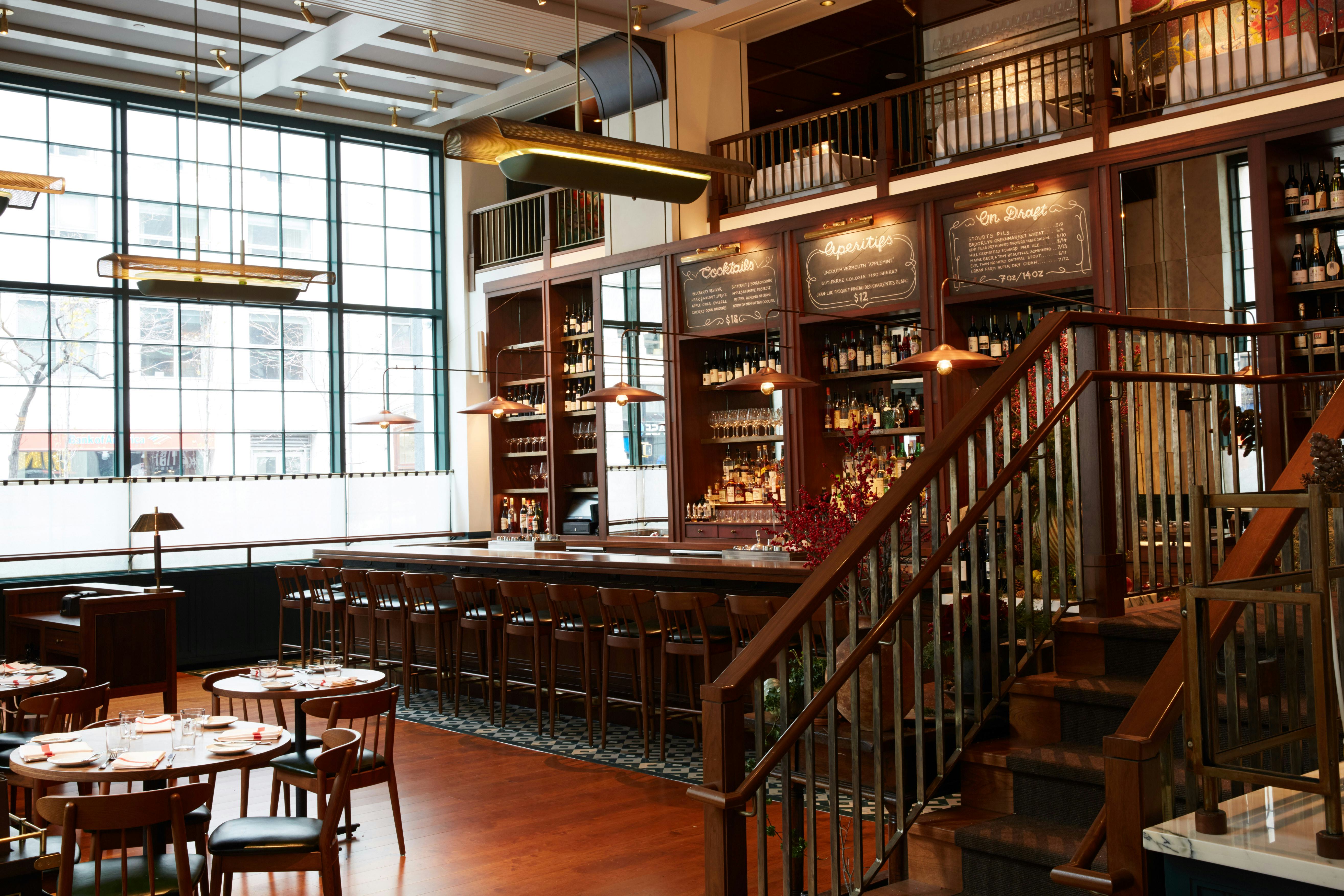 Inside the Reborn Union Square Café: A New York Icon Gets a Makeover ...