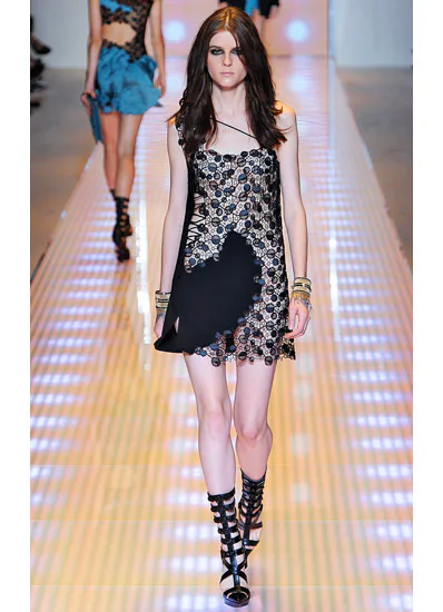 Runway: Versace Spring 2013