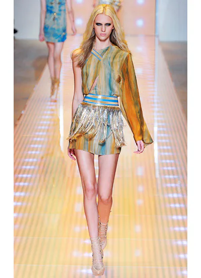 Runway: Versace Spring 2013