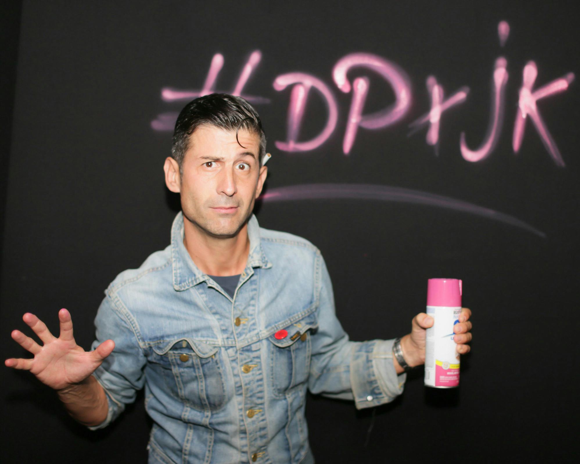 Jeff Koons Celebrates Life