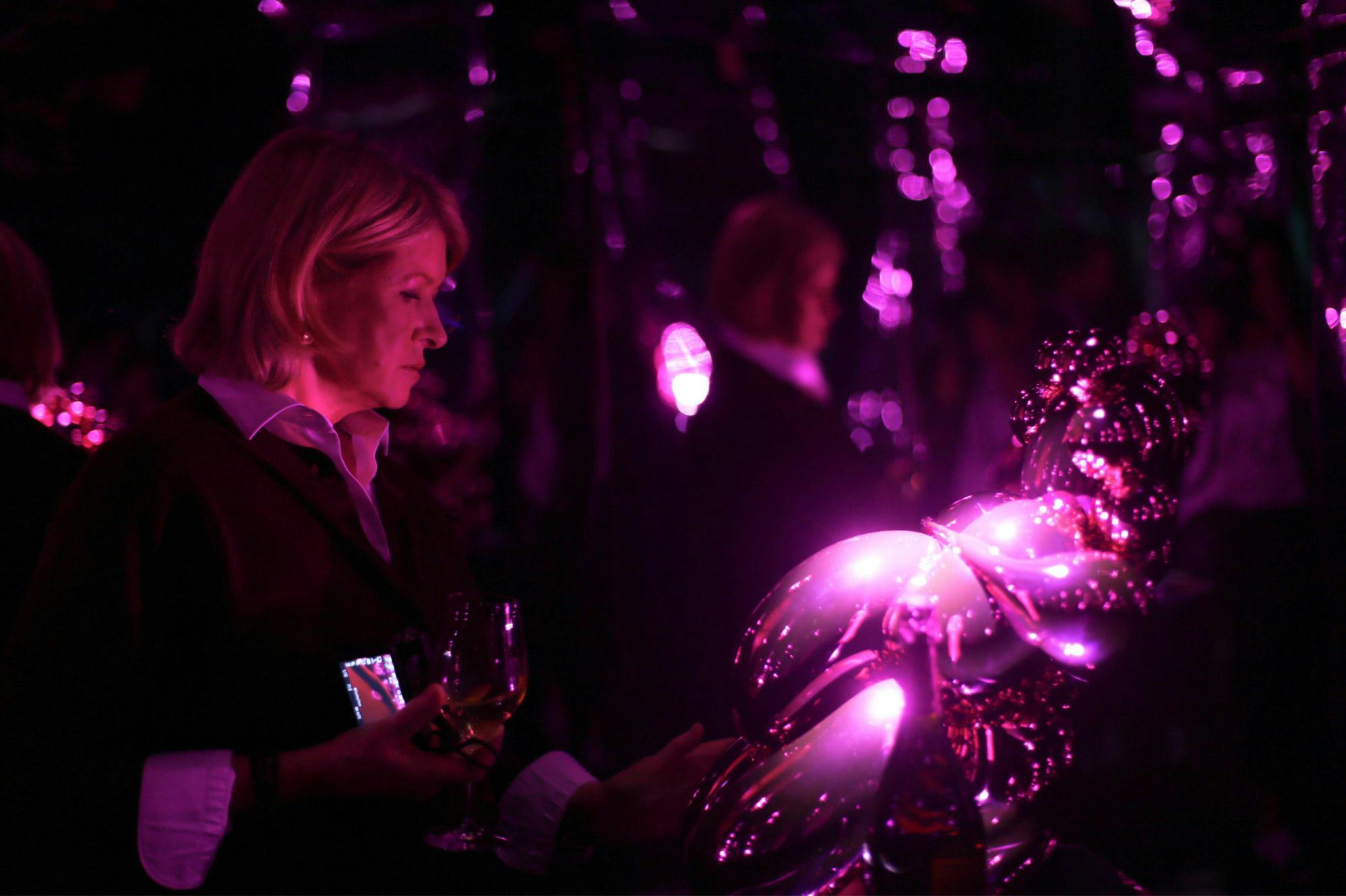 Jeff Koons Celebrates Life