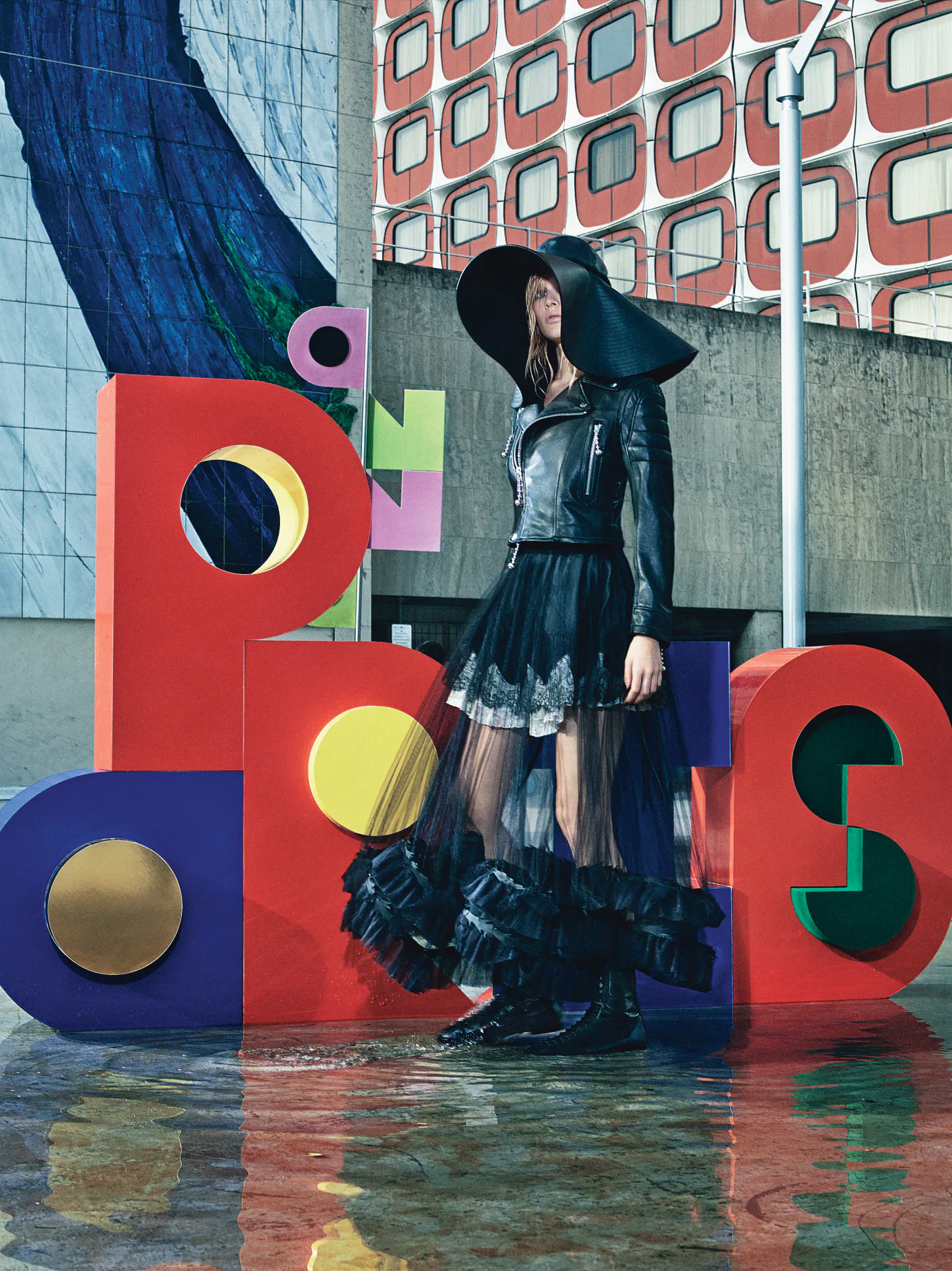 Anna Paris