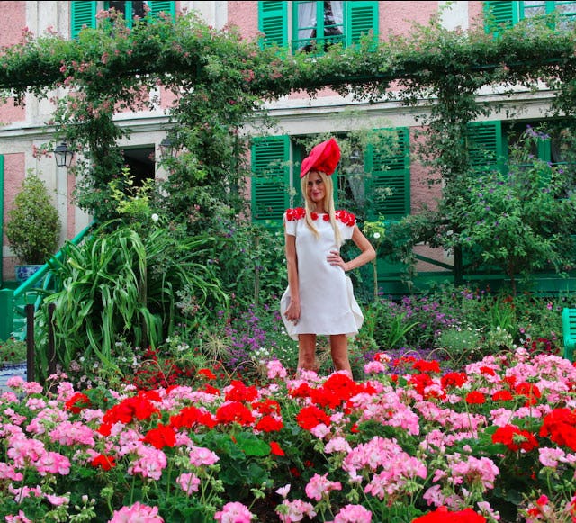 Stacy Engman Is Dressed to Thrill