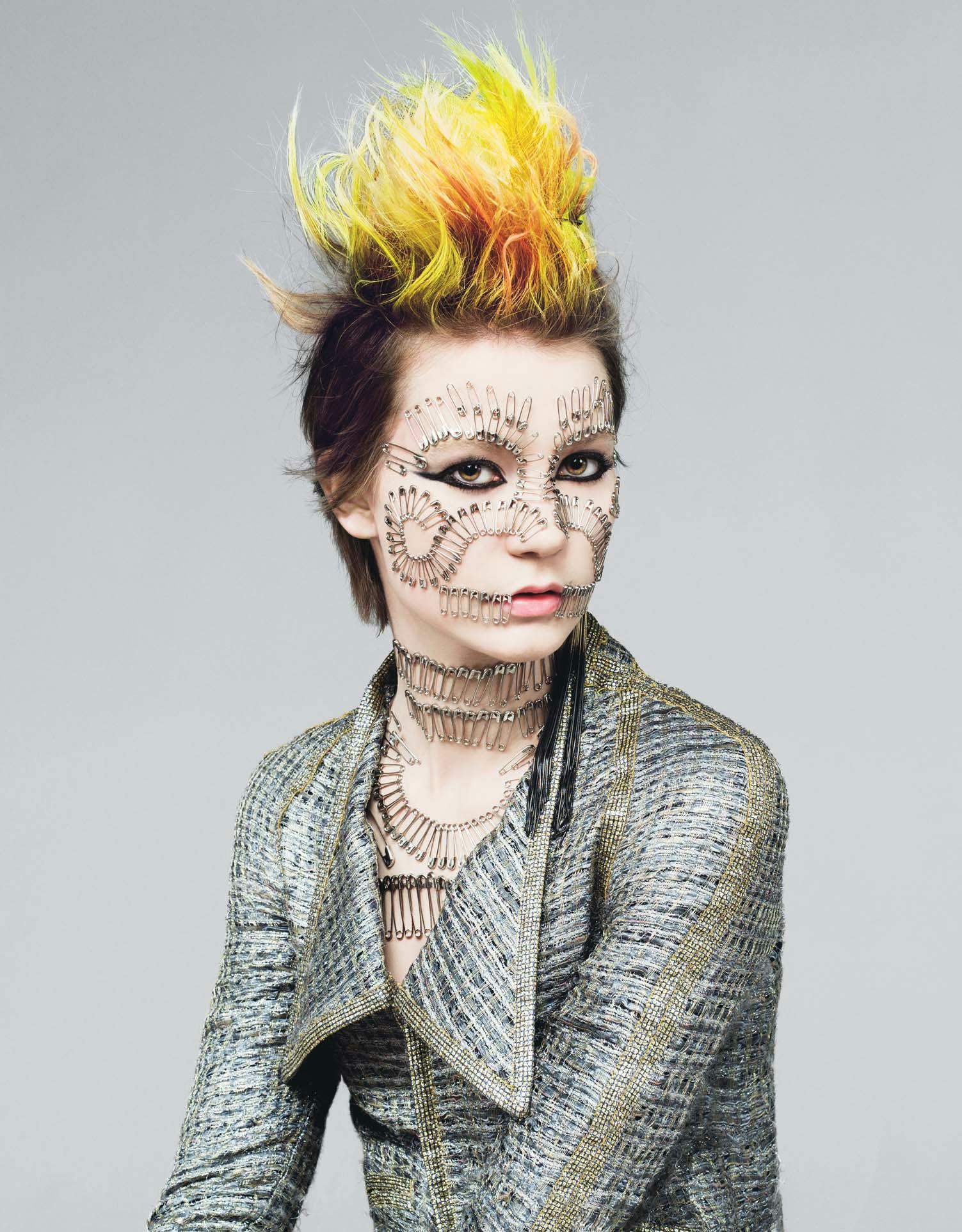 In the Mood for… A Chic Mask