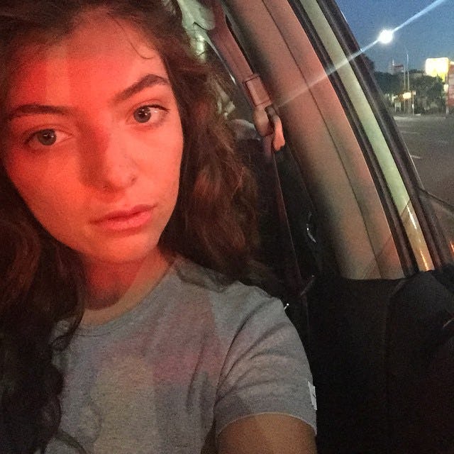 Lorde No Makeup