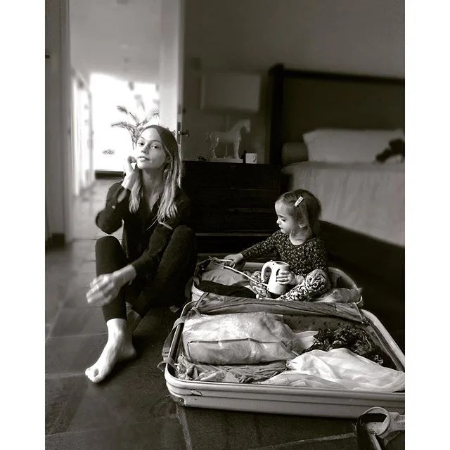 Supermodel Jessica Stam Just Shared the First Photo of Her Newborn Daughter