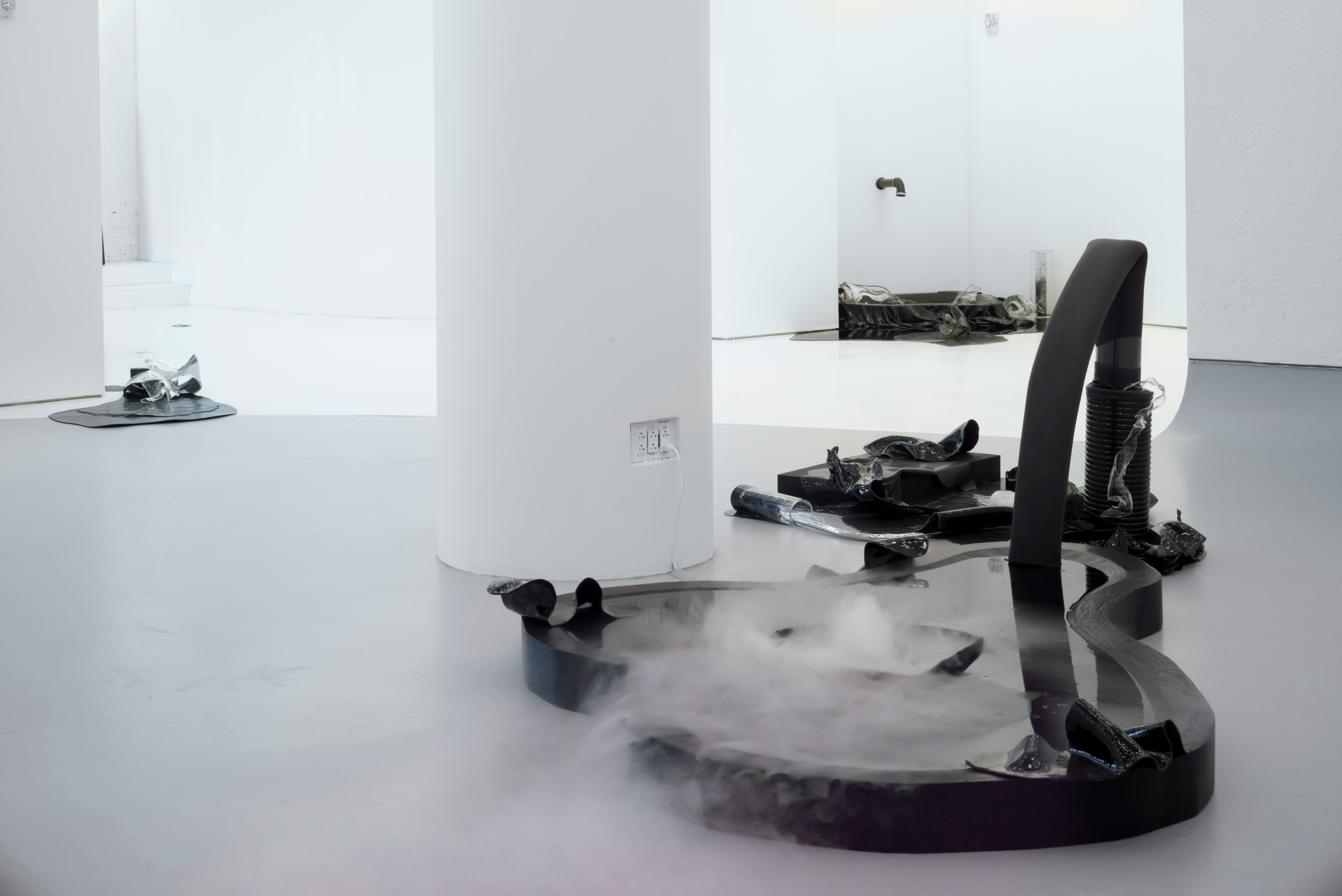 Hayden Dunham Is the Art World’s Mysterious New Ingénue