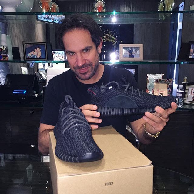 Meet Dr. Kevin Sands: The World’s Most Connected Dentist