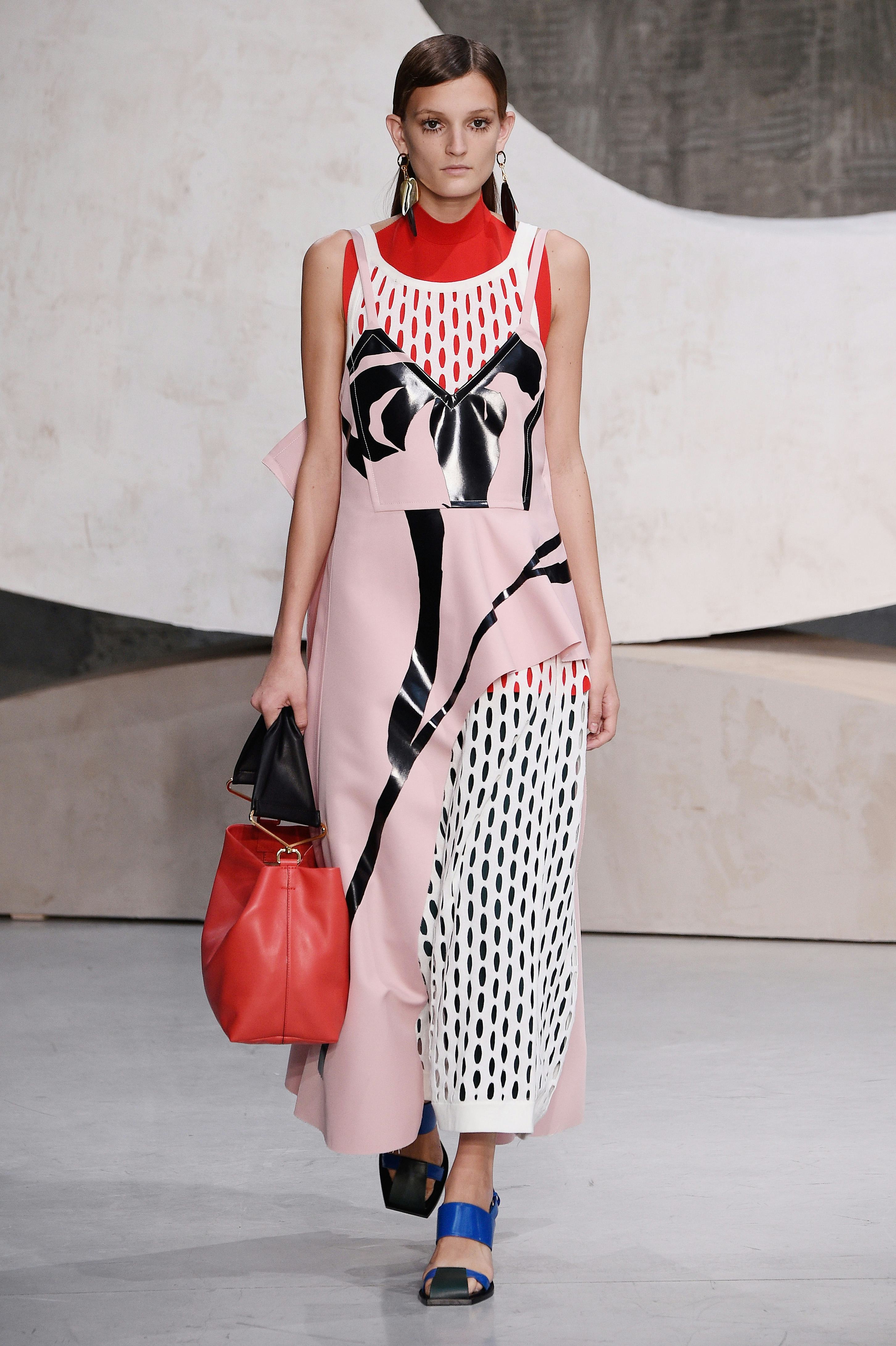 Photos: Designer Lindsey Adelman Has a Way of Lighting Up a Room