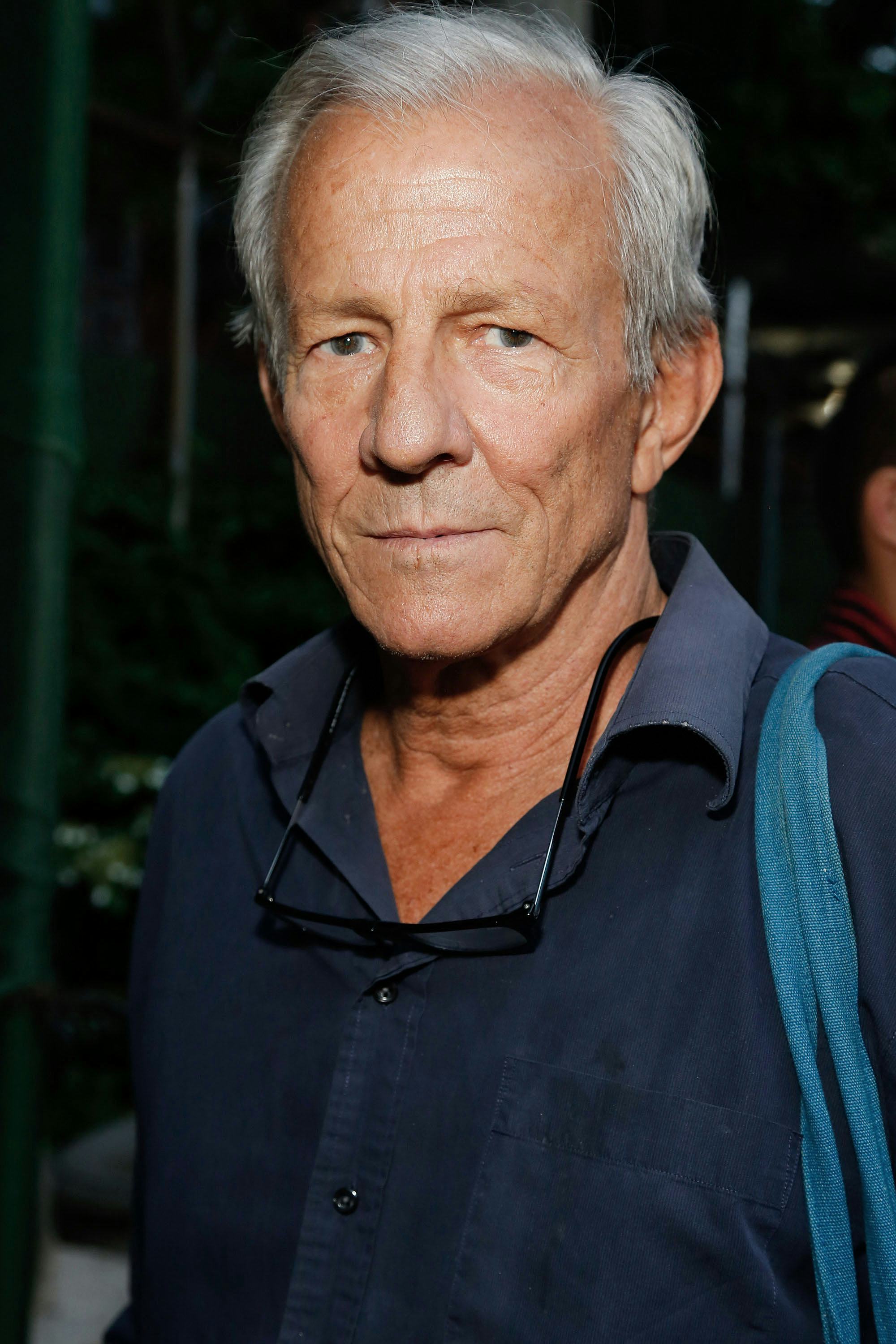 Peter Beard Prefers to Print Out the Internet