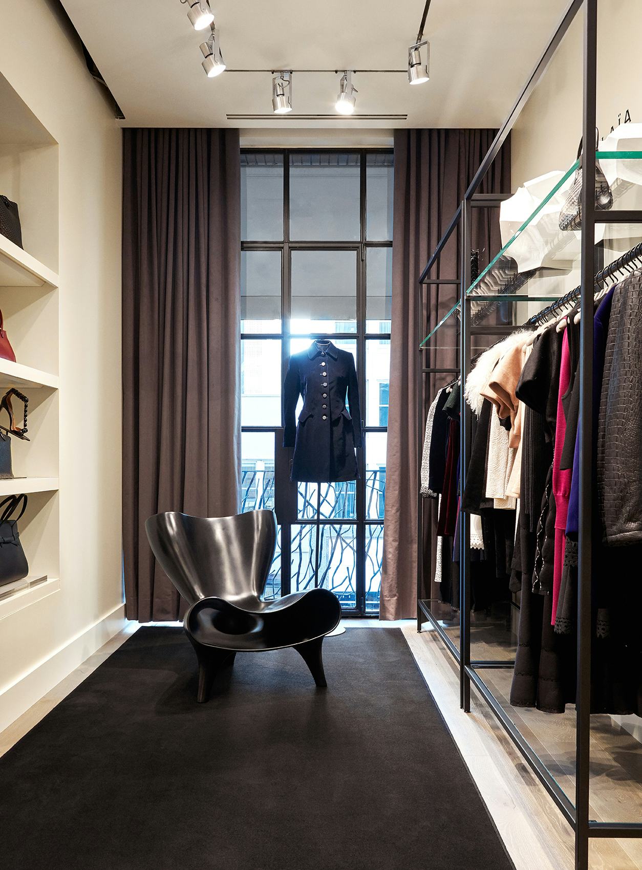 Forty Five Ten’s New Dallas Flagship is a Visual Smorgasbord