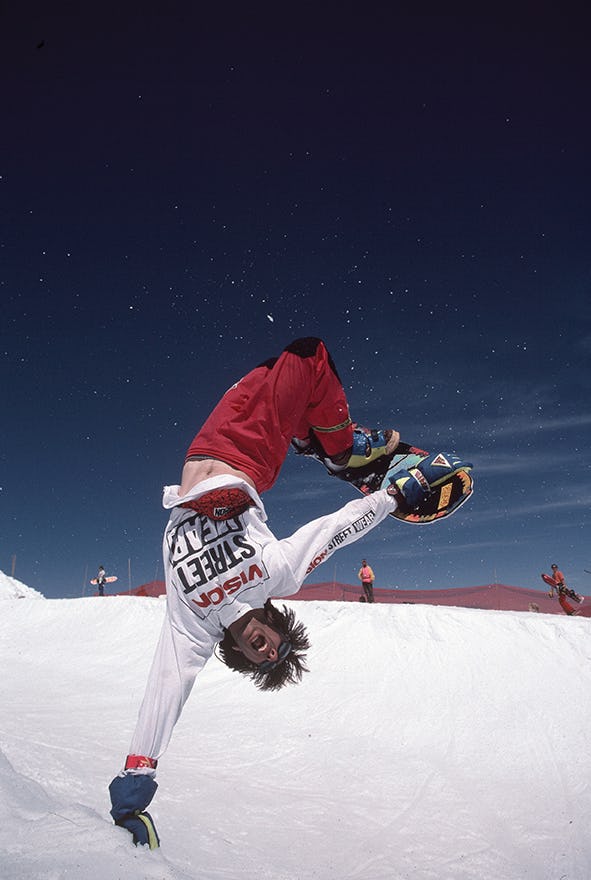 Here’s the Best ’90s Slope Style to Steal, Just in Time for ...