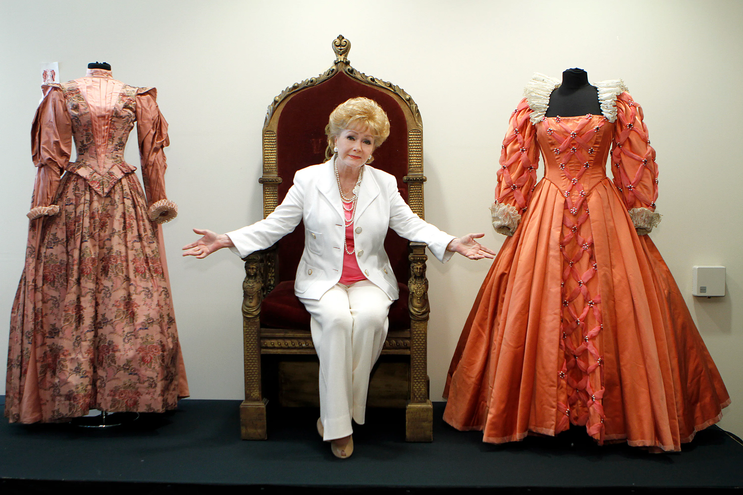 Remembering Debbie Reynolds and Her Massive Collection of Hollywood ...