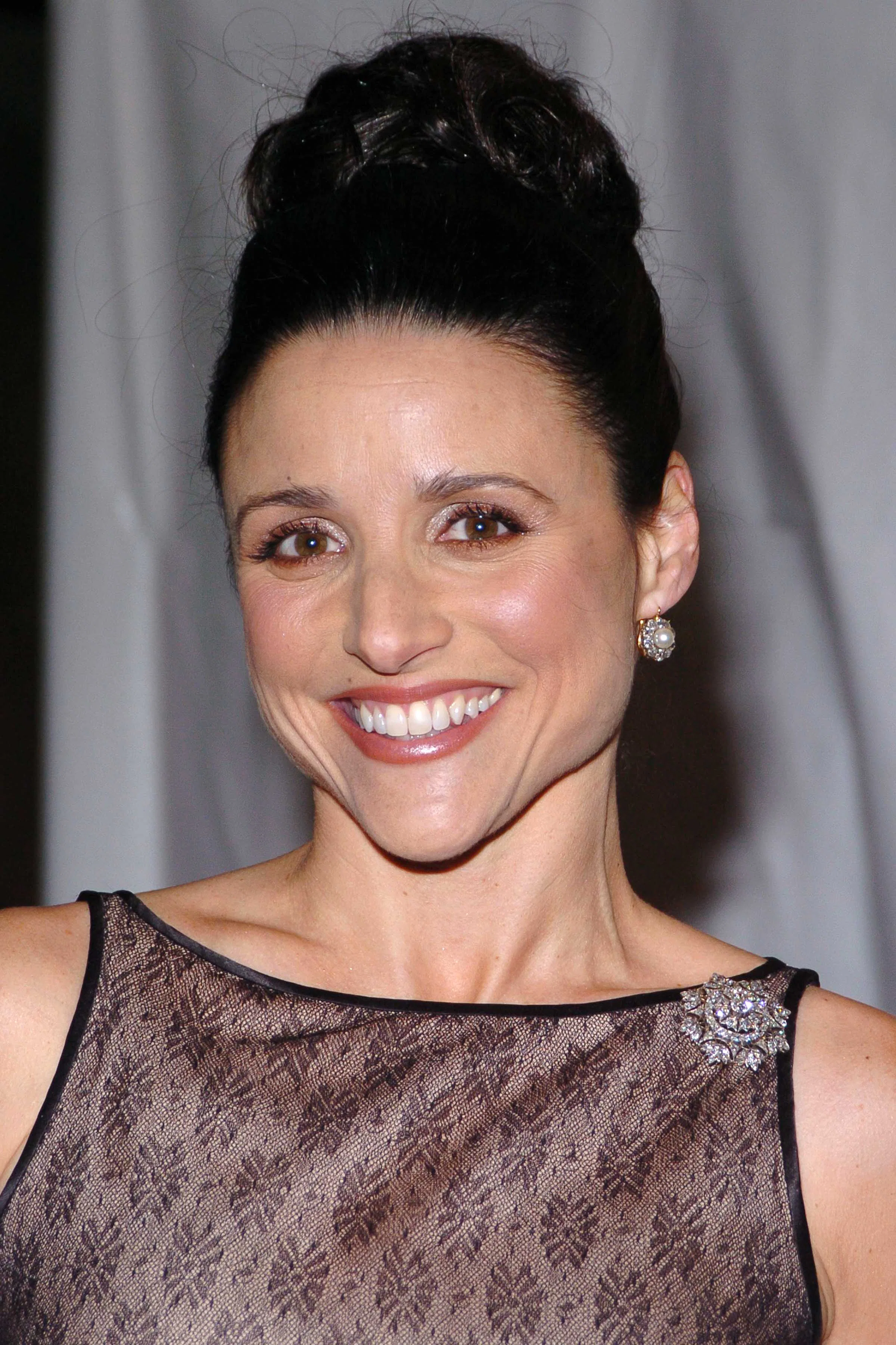 Julia Louis-Dreyfus’s Hair Evolution, from Seinfeld to Veep