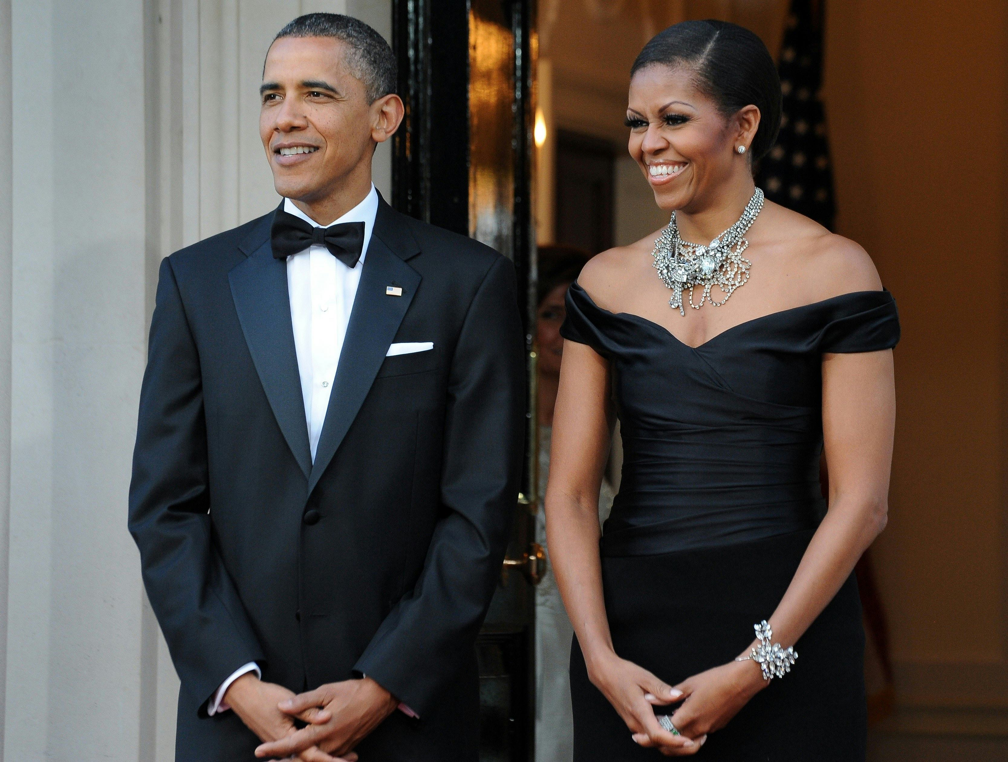 Michelle Obama and Her Hair: Celebrating Eight Years of Bangs, Curls ...