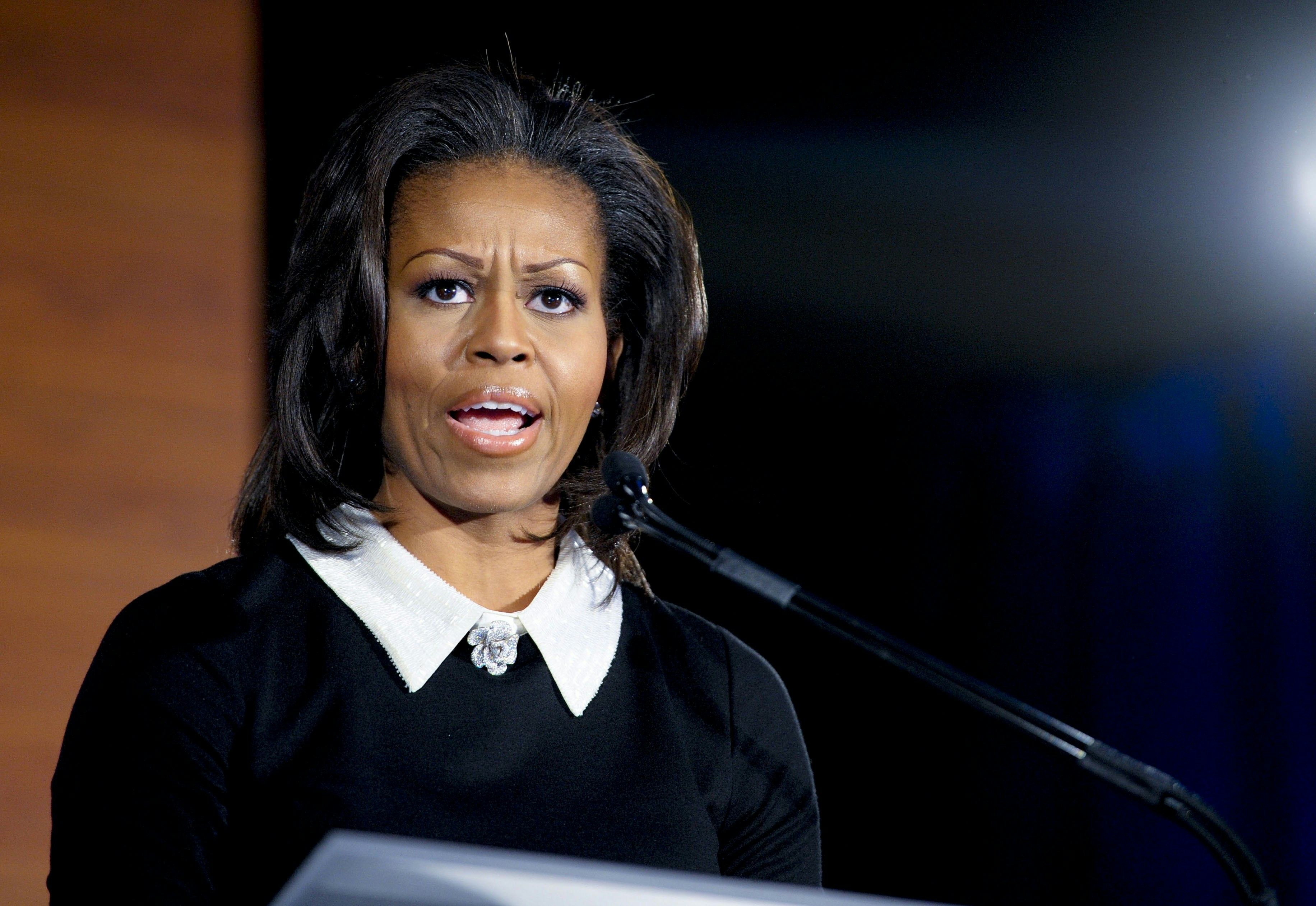 Michelle Obama and Her Hair: Celebrating Eight Years of Bangs, Curls ...