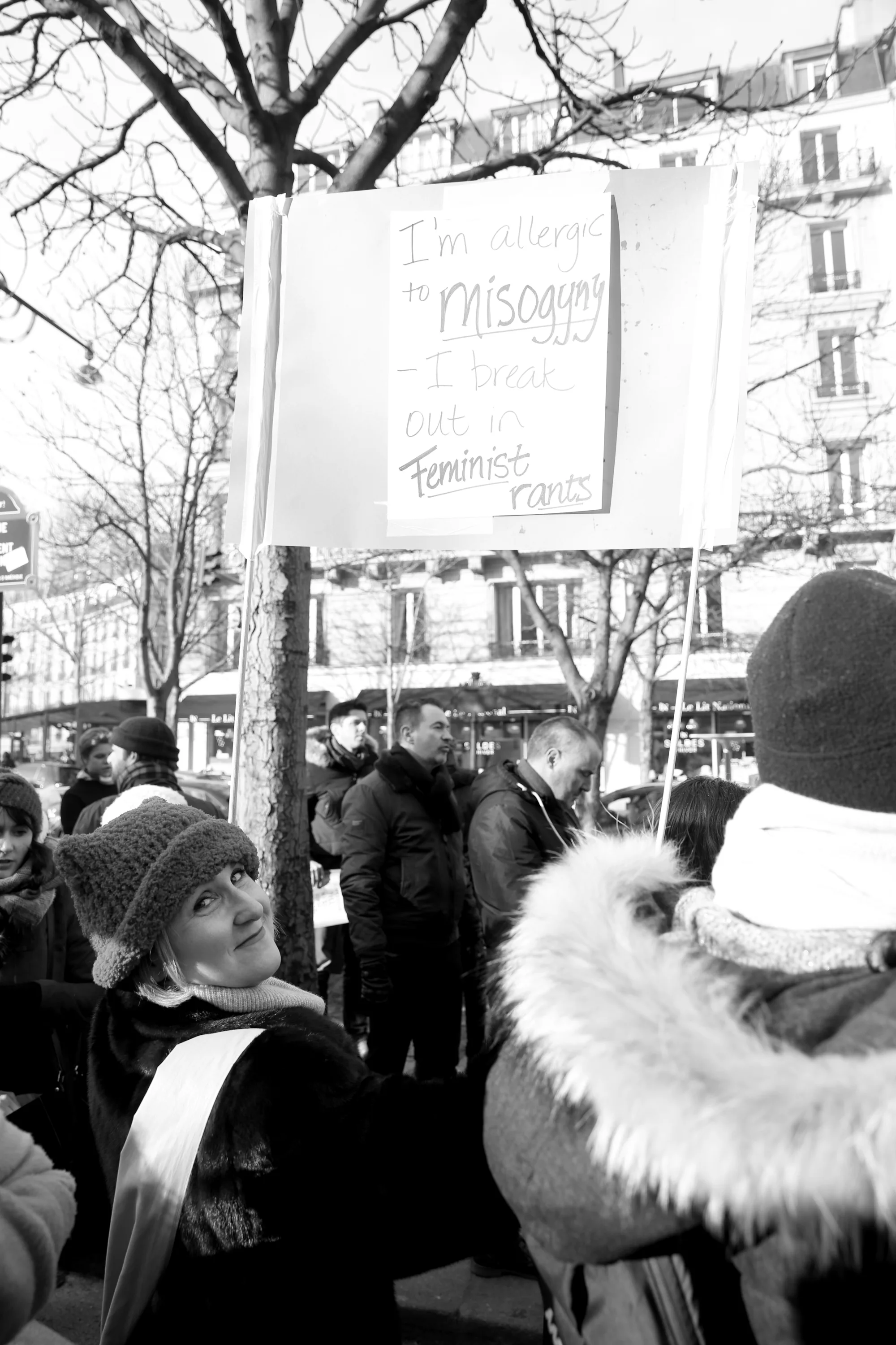 The Women’s March Takes Paris: See Photographs of Les Femmes Nasty