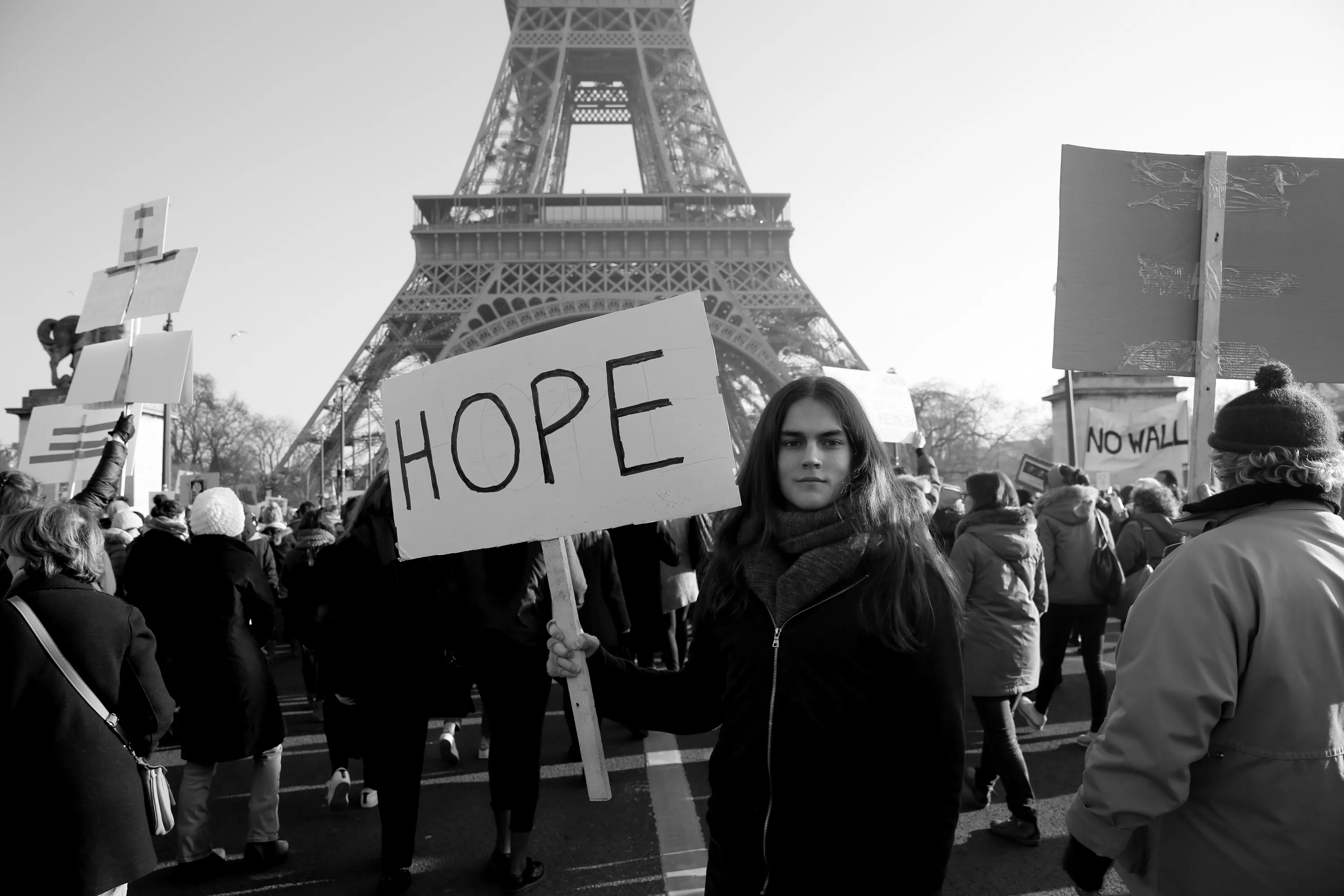 The Women’s March Takes Paris: See Photographs of Les Femmes Nasty