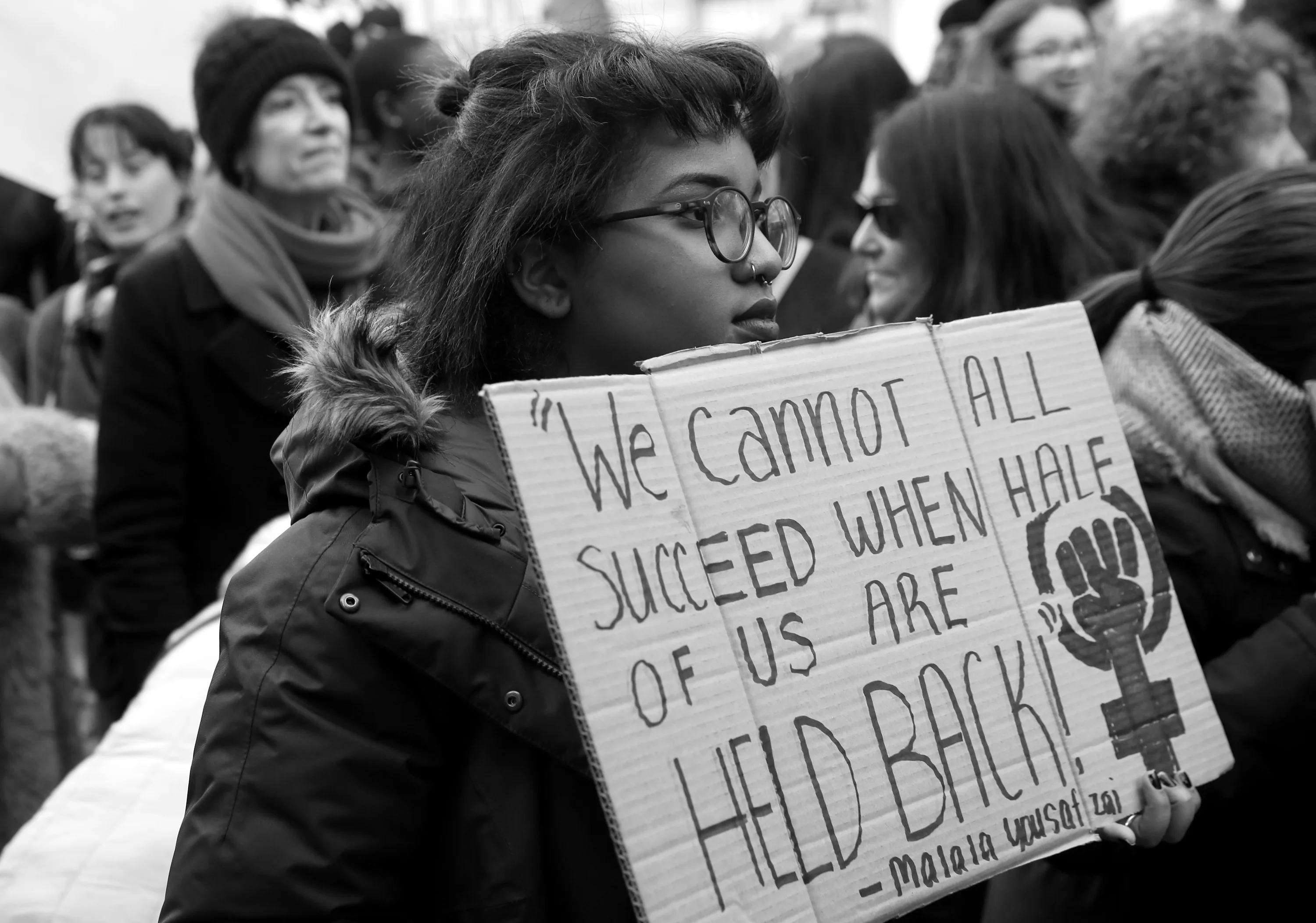 The Women’s March Takes Paris: See Photographs of Les Femmes Nasty
