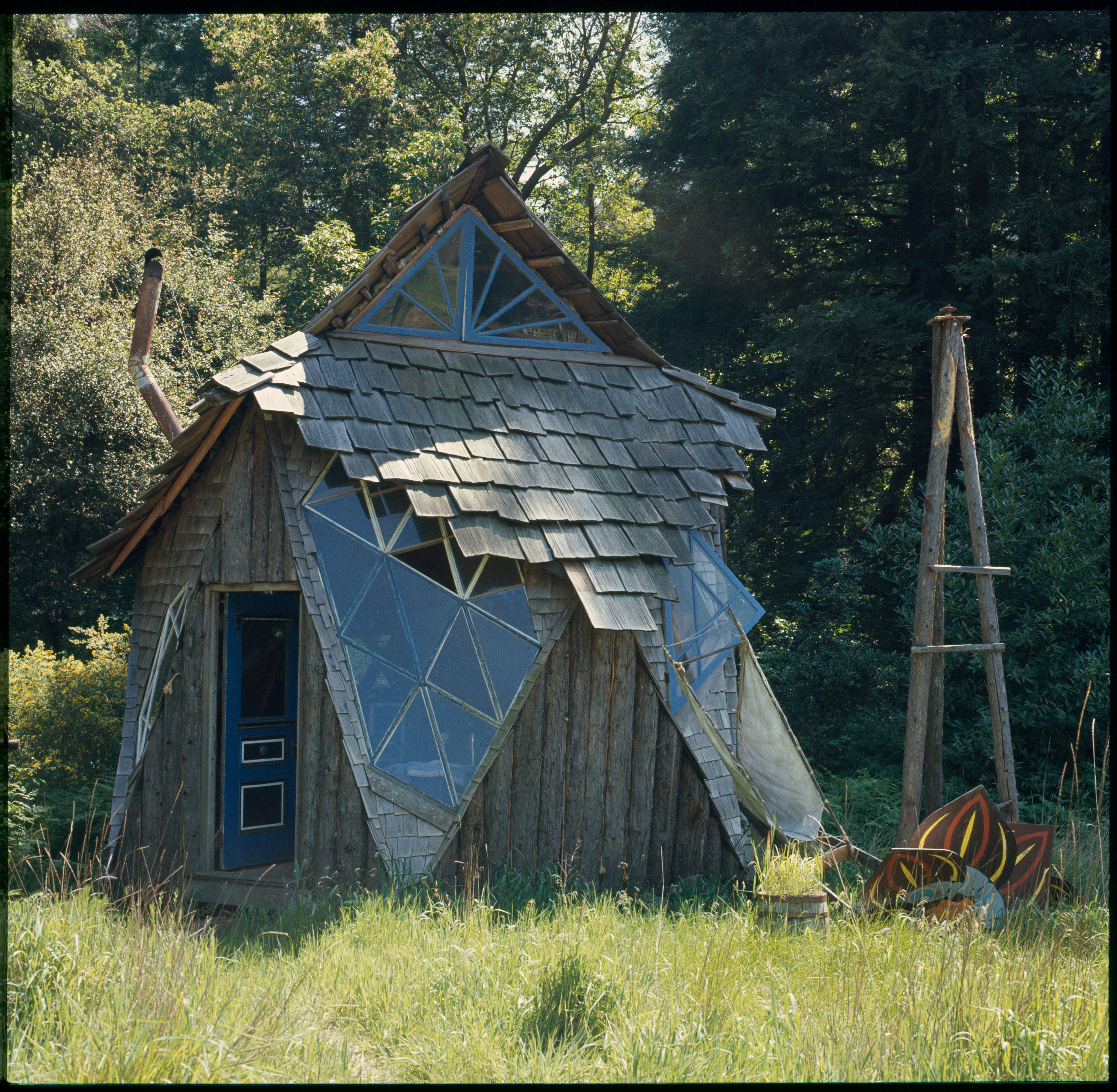 This Is What Hippie Architecture Looks Like