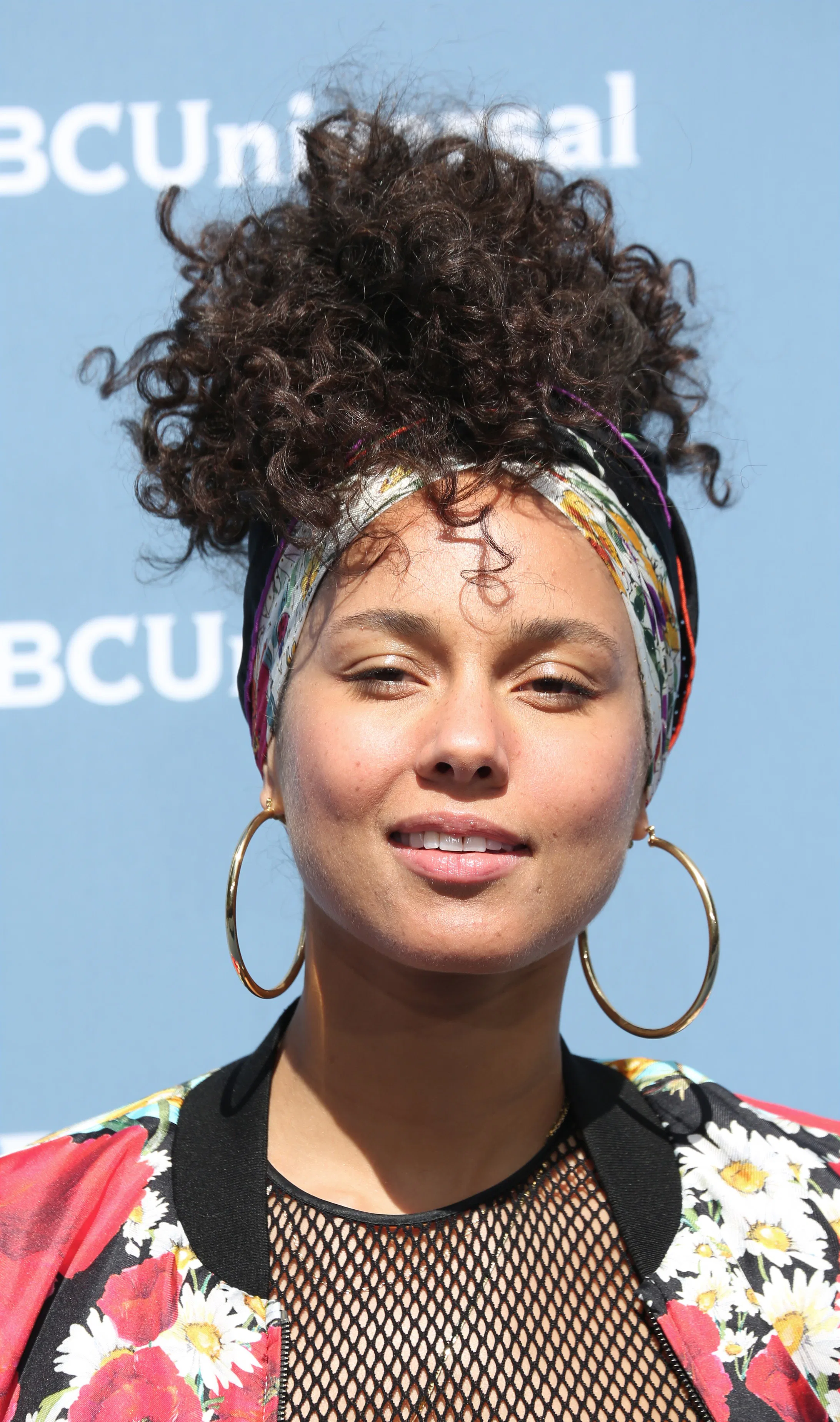 The Evolution of No Makeup Advocate Alicia Keys