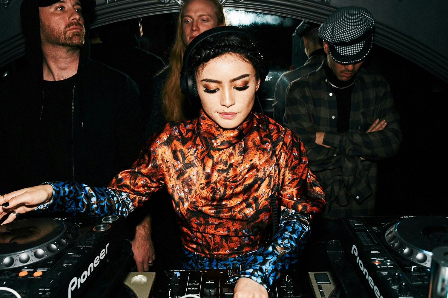 Inside Dior’s Poison Club with Bella Hadid, Camille Rowe and More