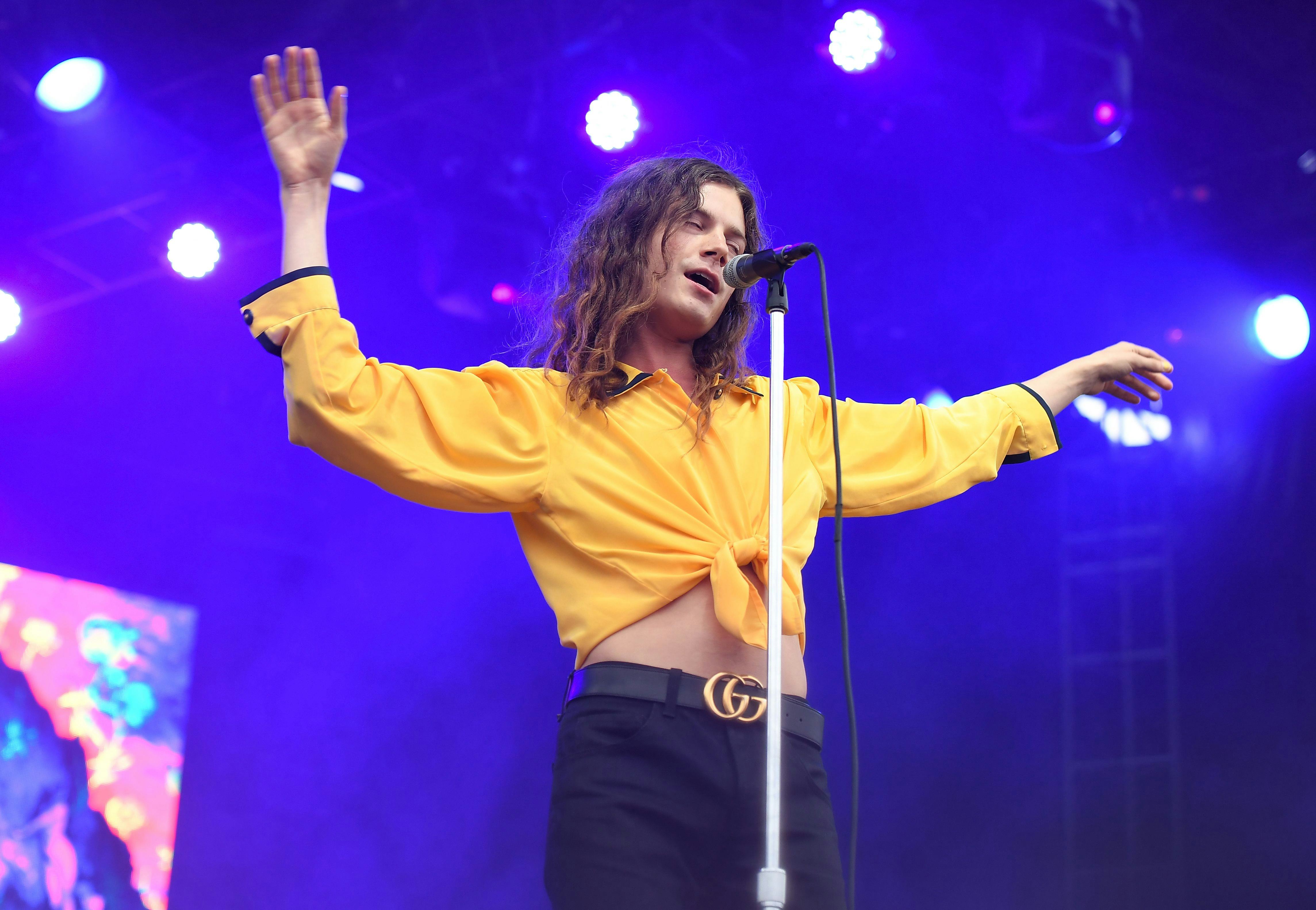 25-Year-Old Indie Pop Singer Børns Was the Cutest Guy at New York ...