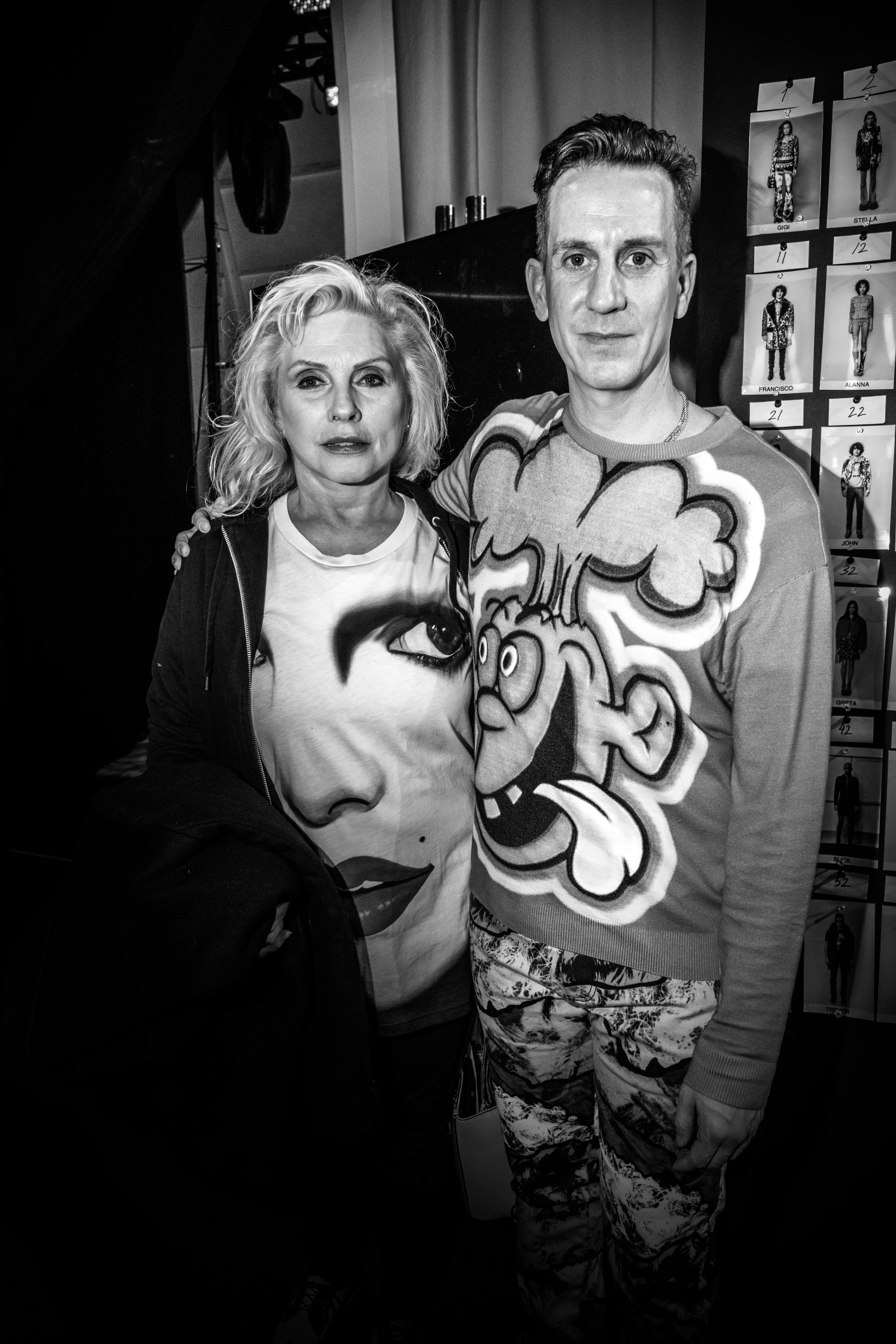 Jeremy Scott S Homage To Las Vegas Included An Elvis Presley Esque Gigi