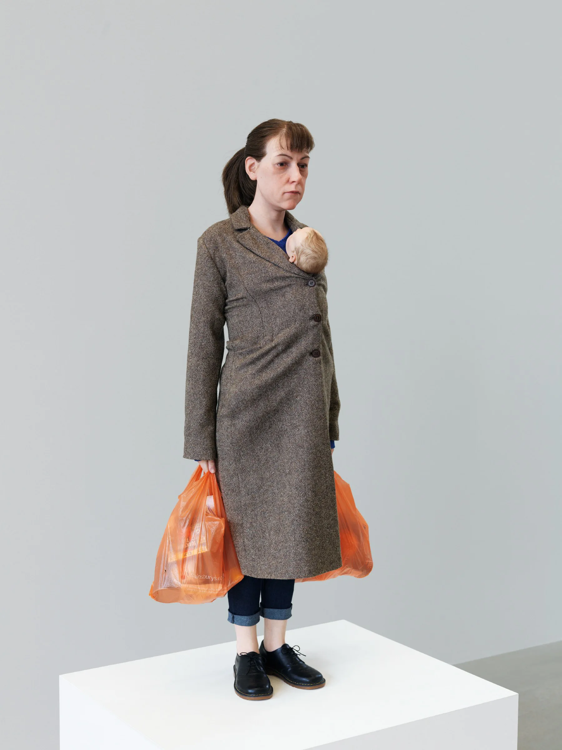 Ron Mueck’s Giant Sculptures of People Are Mesmerizing, Very Unsettling