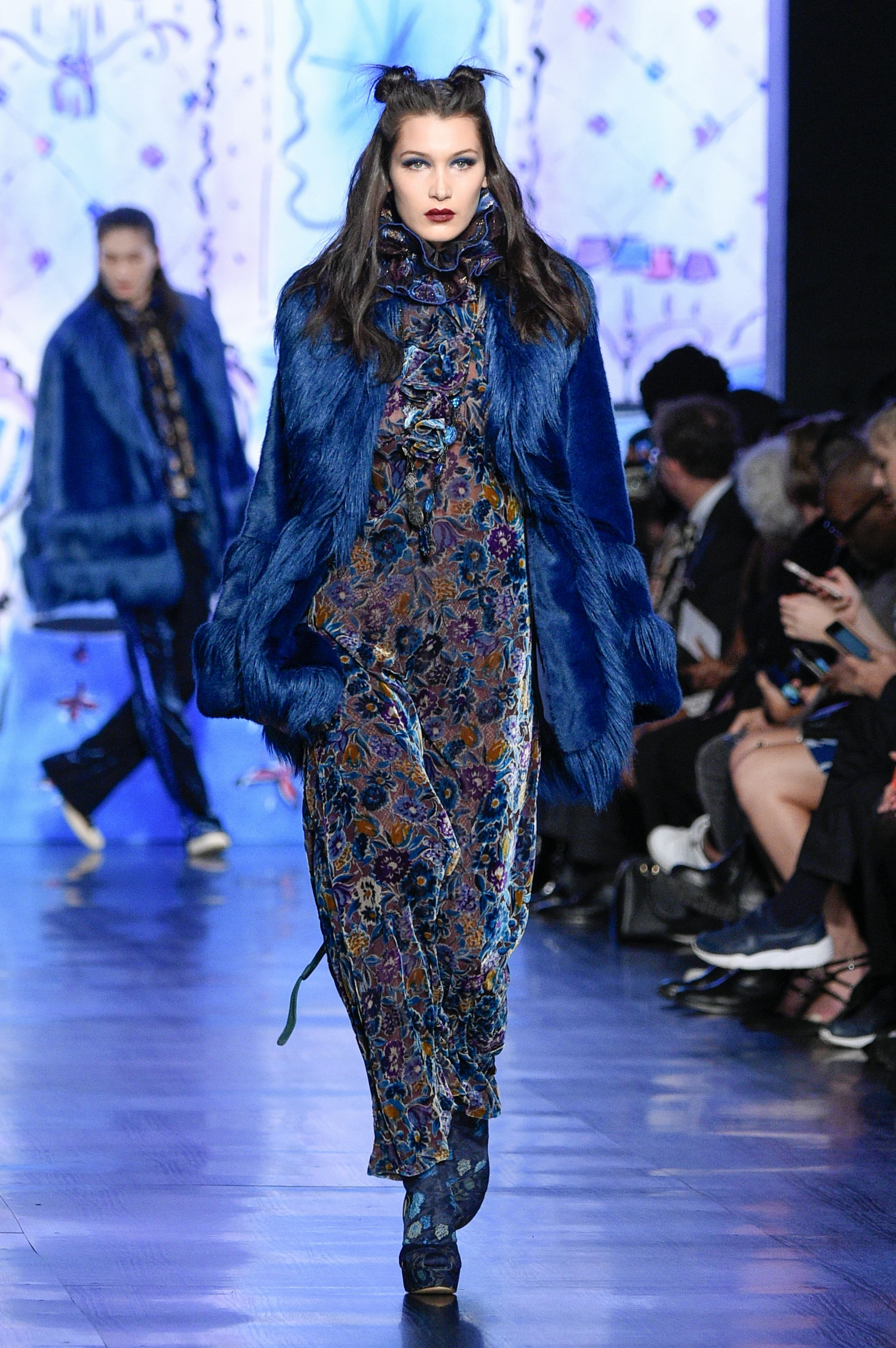 Bella Hadid Is the Runway Queen of Fall 2017 Fashion Week