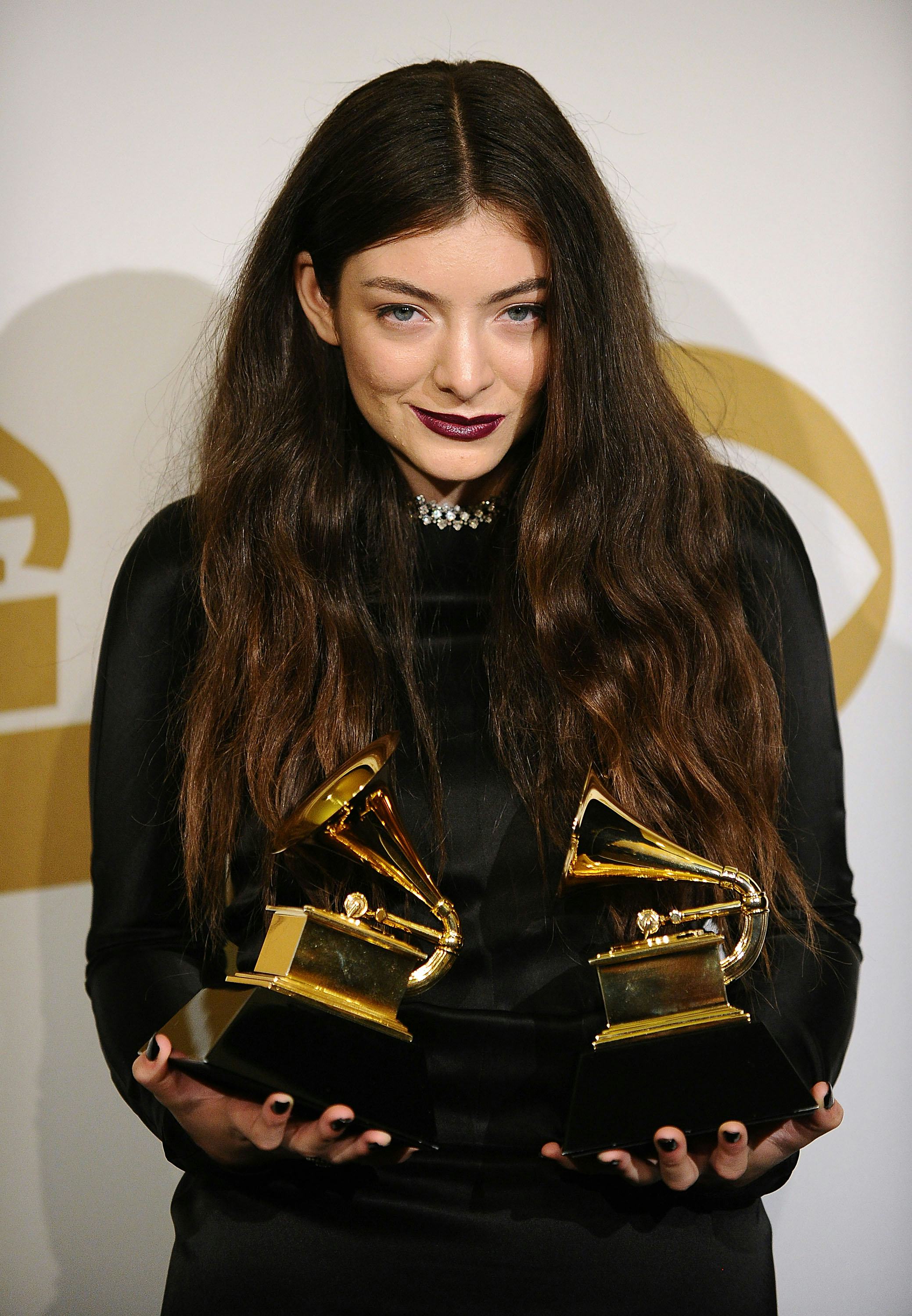 Lorde’s Beauty Evolution As Reigning Queen of the Goth Lip