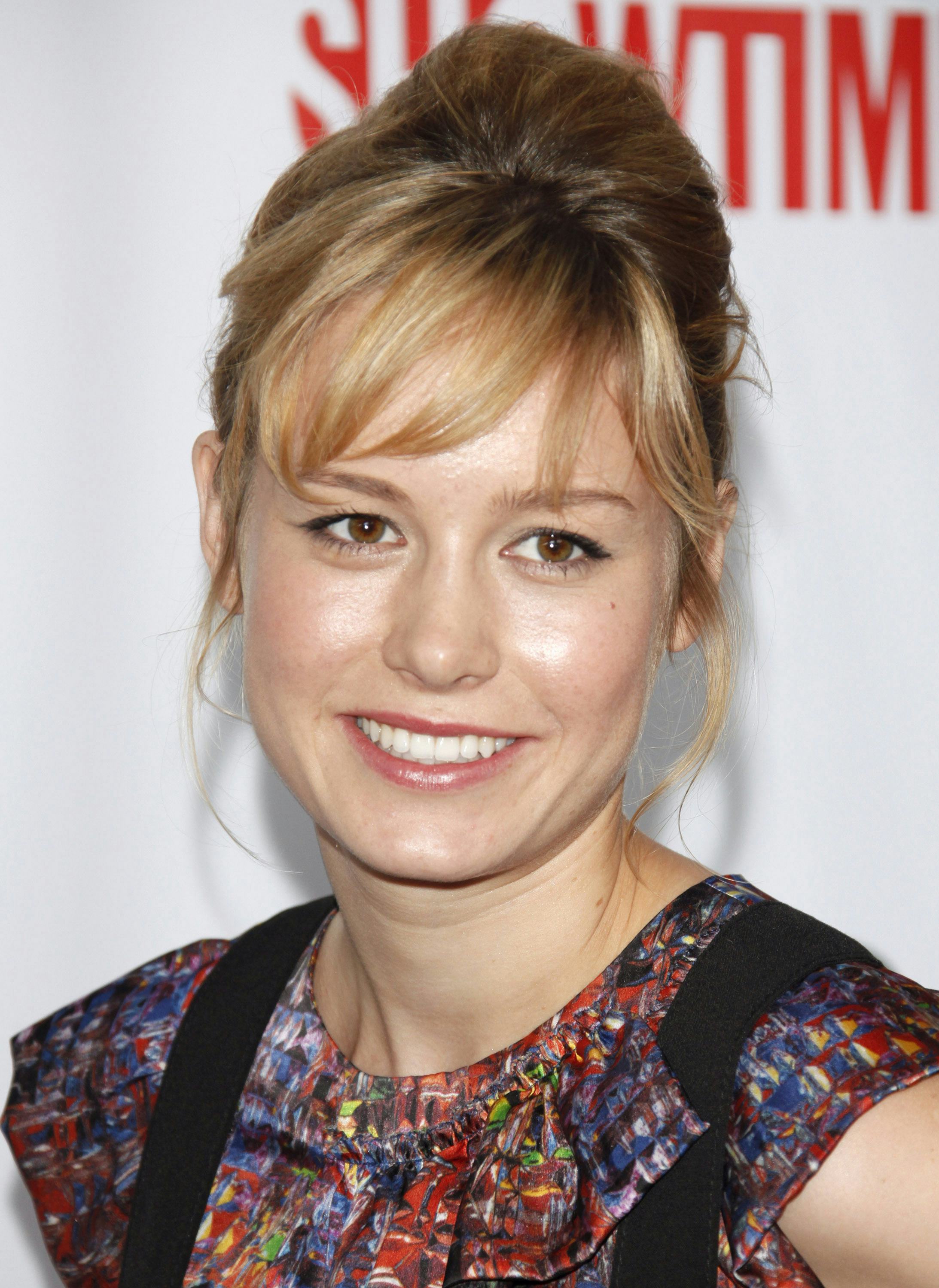 Brie Larson’s Beauty Evolution, from Fresh-Faced Teen to Glamorous ...