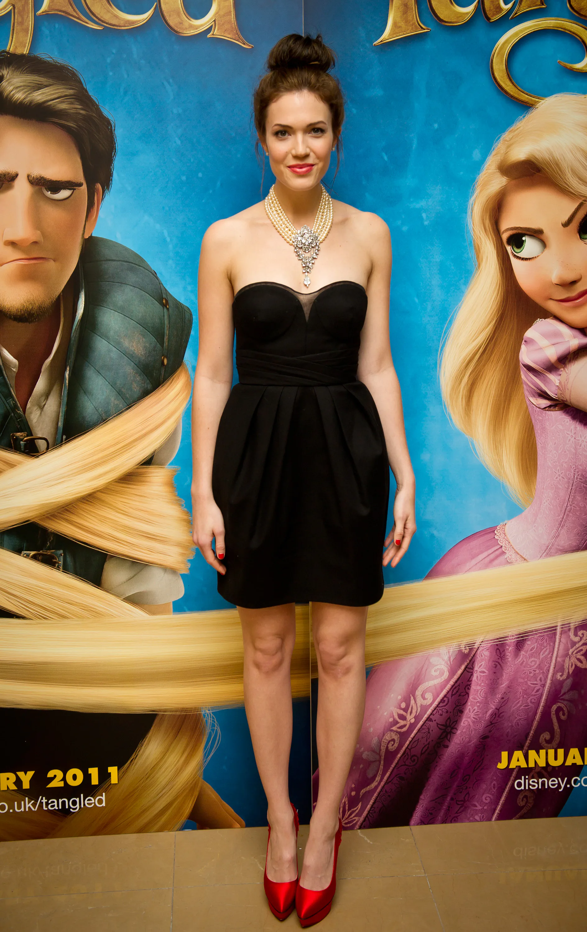 Mandy Moore’s Style Evolution, from ’90s Pop Star to Modern, Glamorous ...