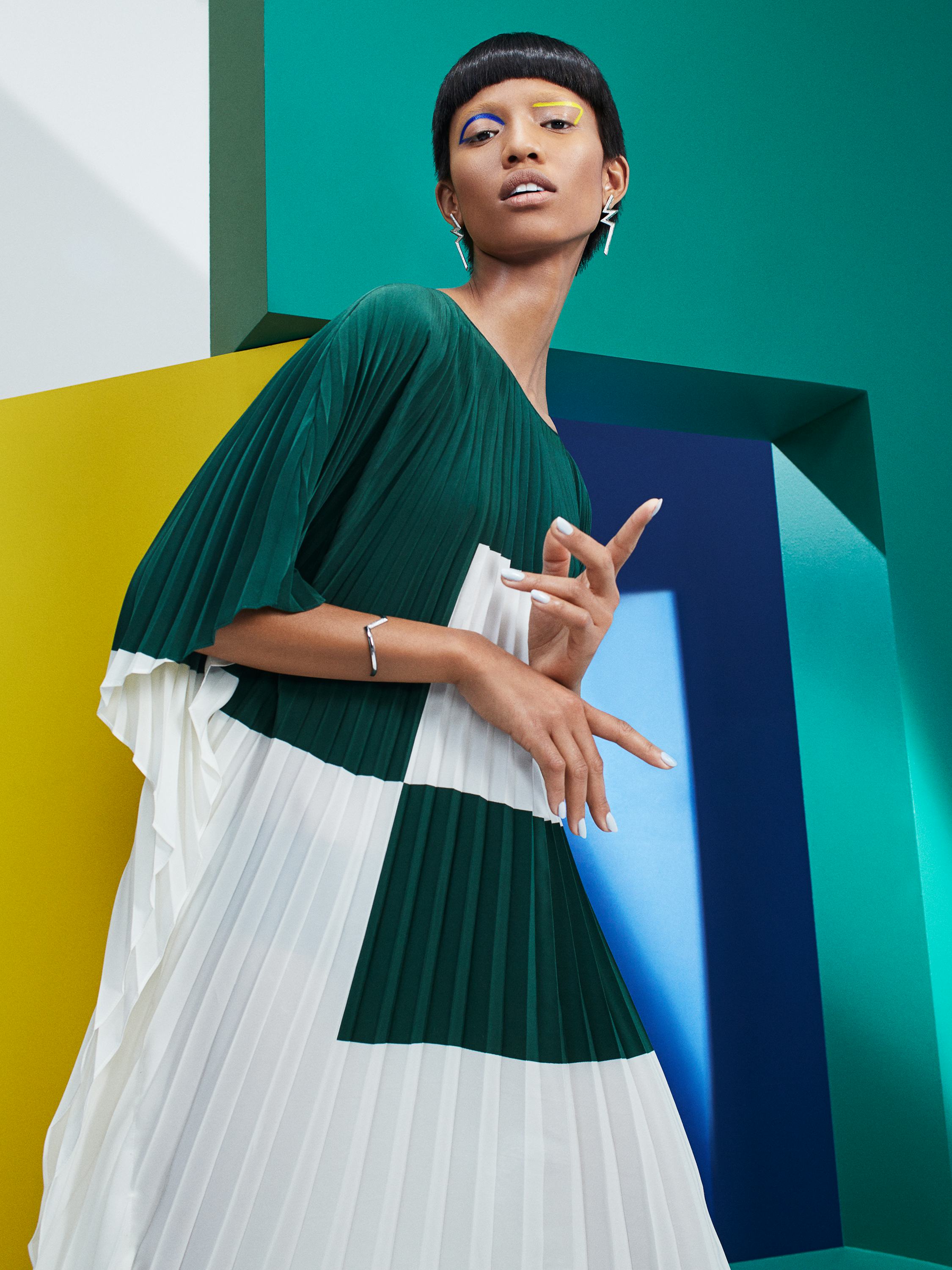 Akris’s Spring 2017 Collection Was Inspired by Abstract Expressionism