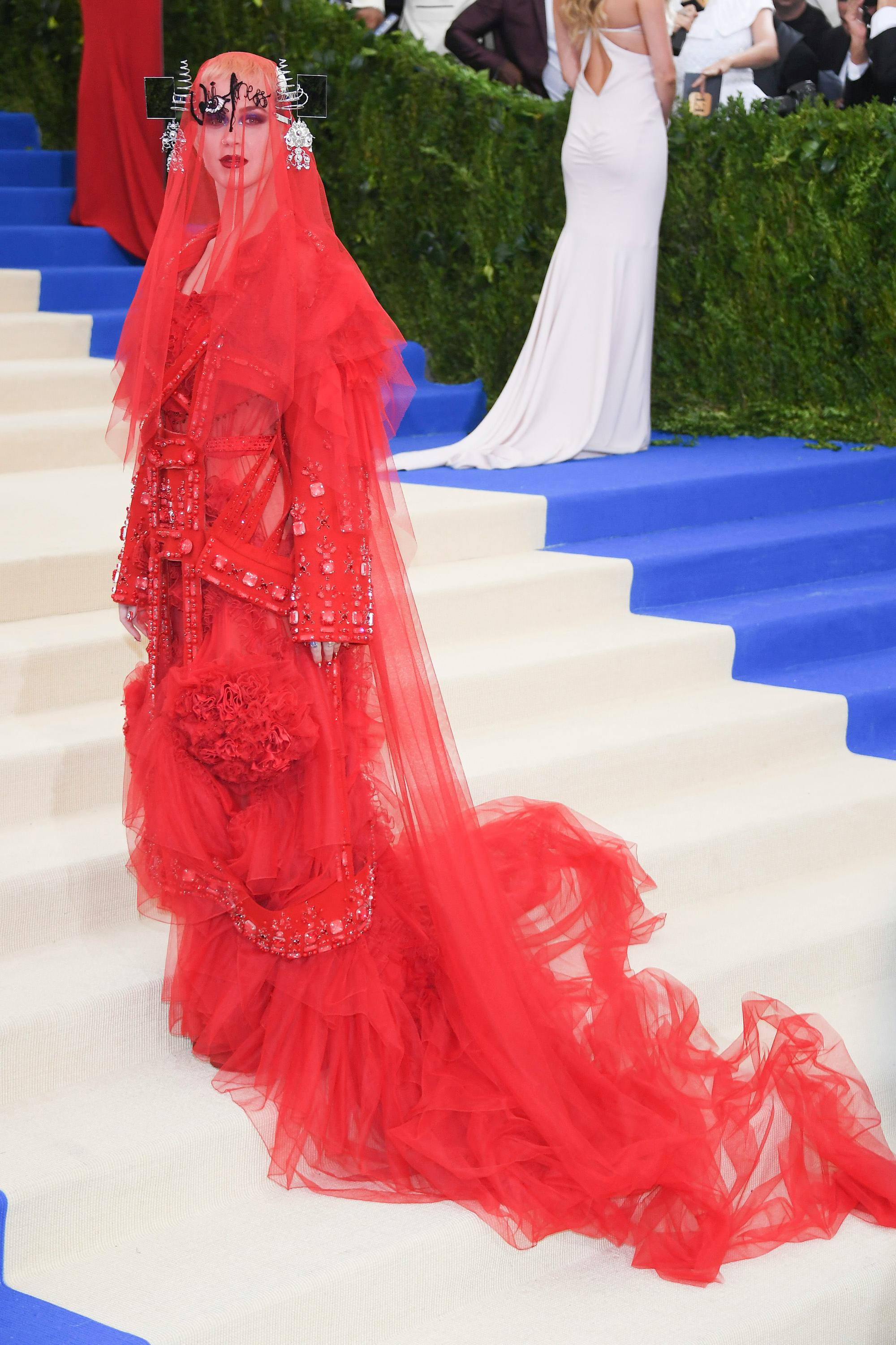 Met Gala 2017: Katy Perry, Rose Byrne, Doutzen Kroes, and More Wear Red ...