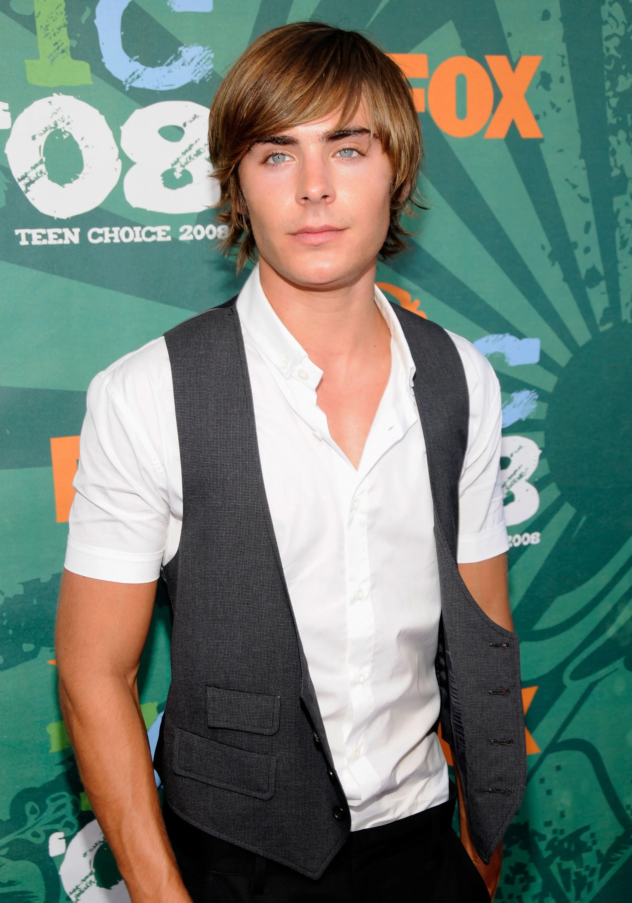 Zac Efron’s Body Transformation From Lanky Teen Heartthrob to Baywatch Stud