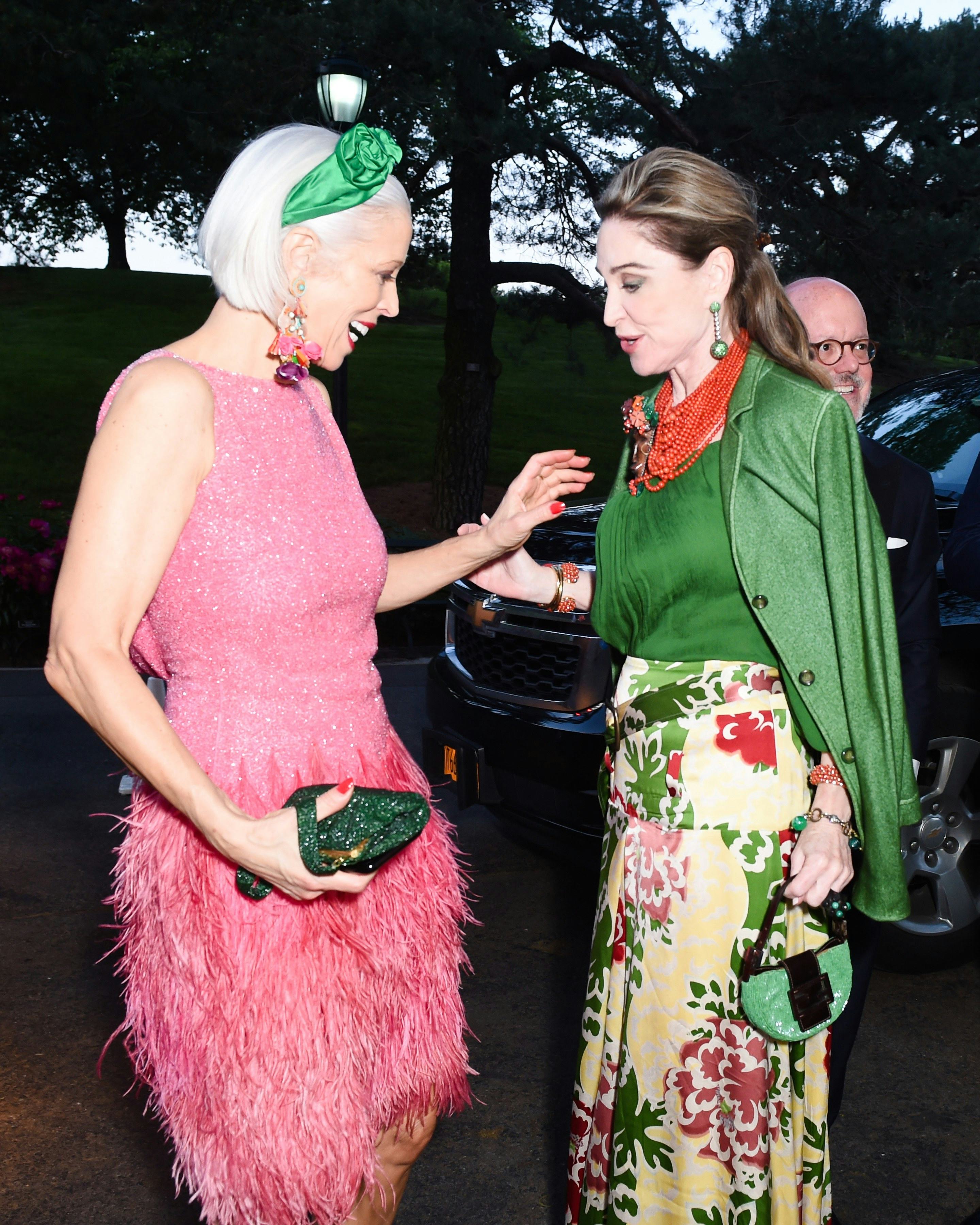 This Week, Ashley Benson, Jamie Foxx, Hailee Steinfeld, and Jeremy ...