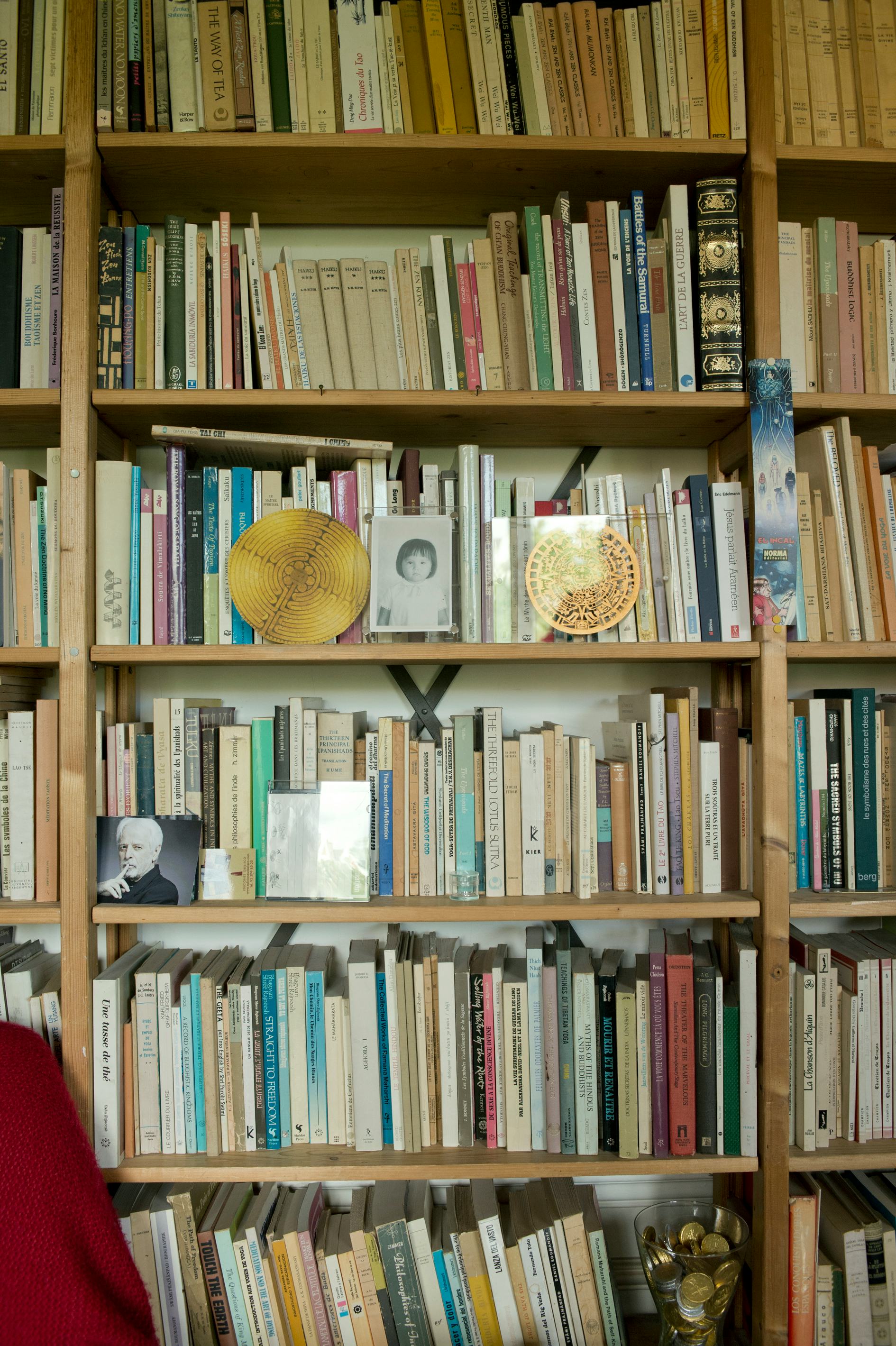 A Look Around the Home of Alejandro Jodorowsky and Pascale Montandon ...