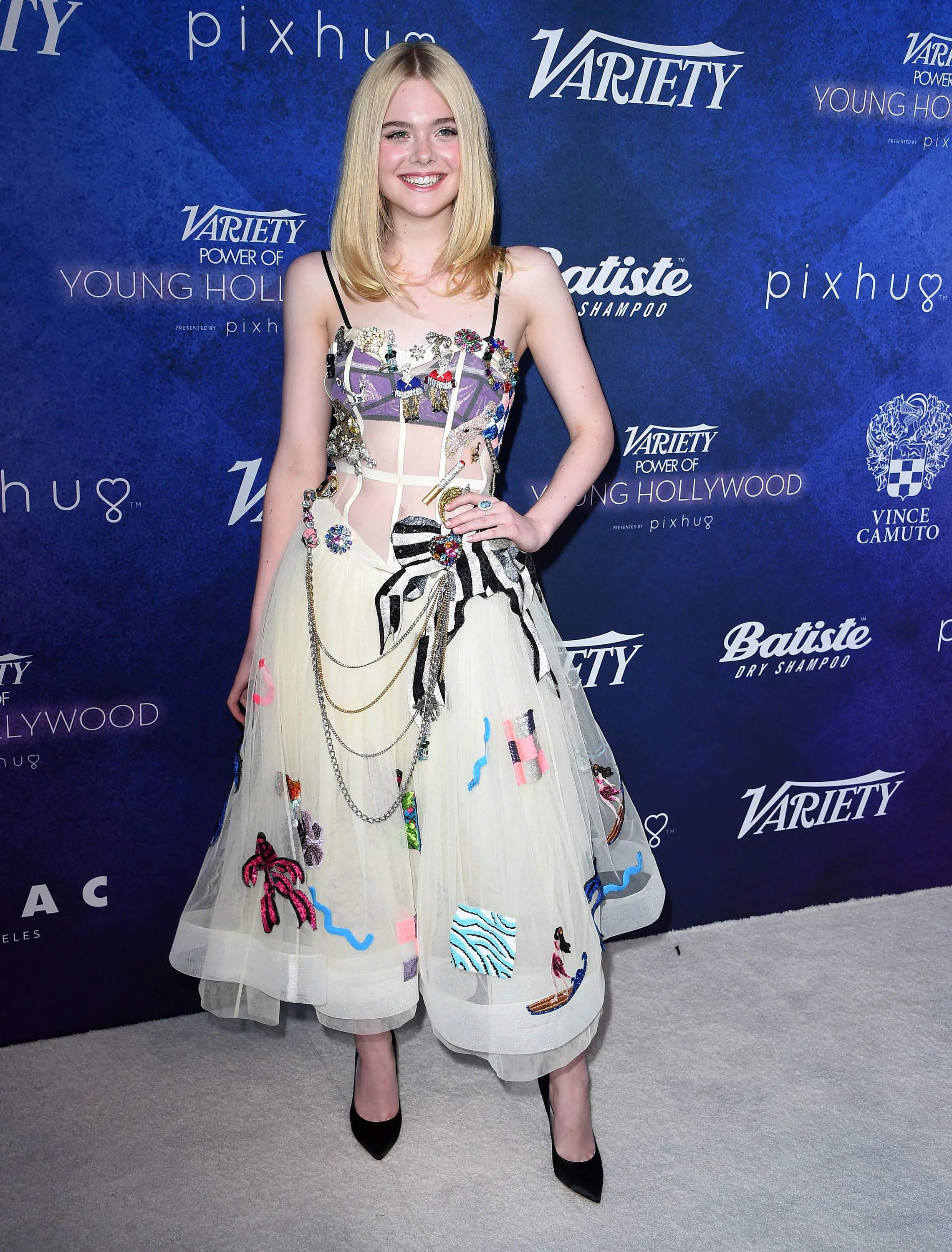 Elle Fanning Plays the Author of “Frankenstein” in the First Trailer ...
