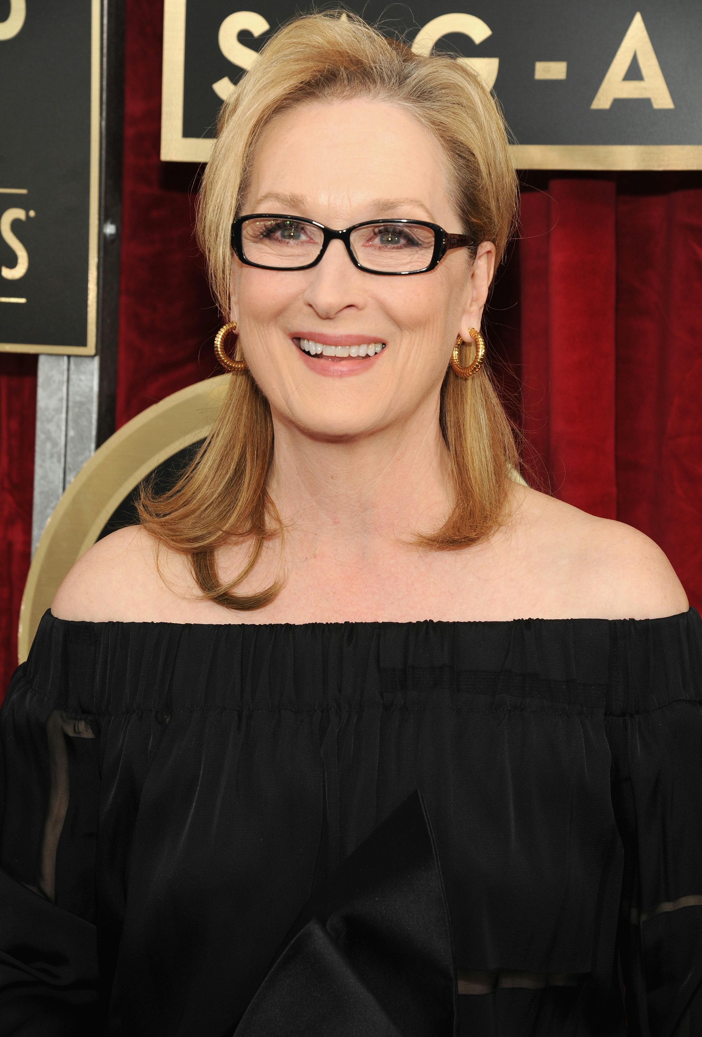 Meryl Streep Deserves Yet Another Award for All Her Eye-Catching ...
