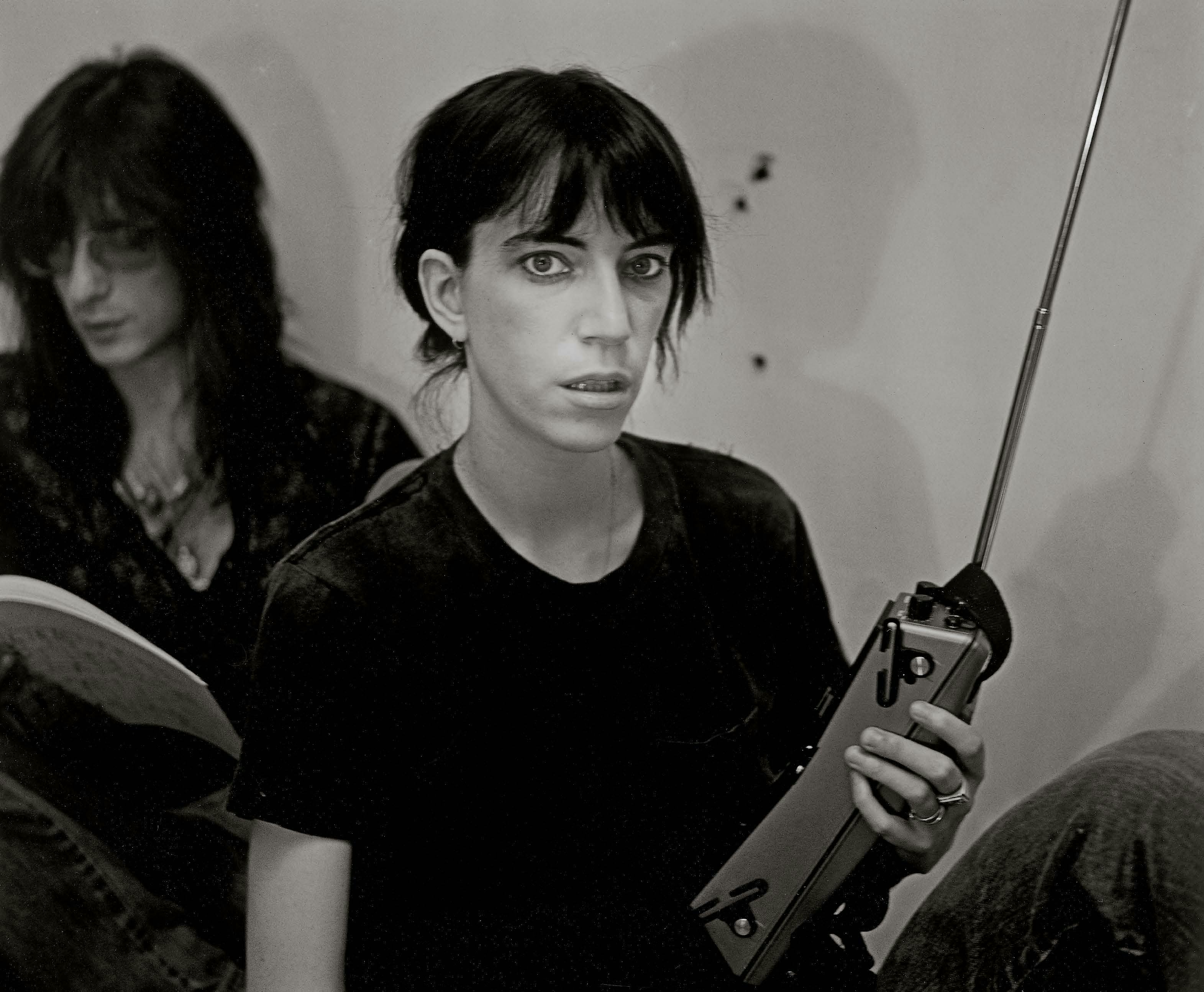 See Patti Smith in All Her ’60s and ’70s Era Glory in Rare Photographs ...