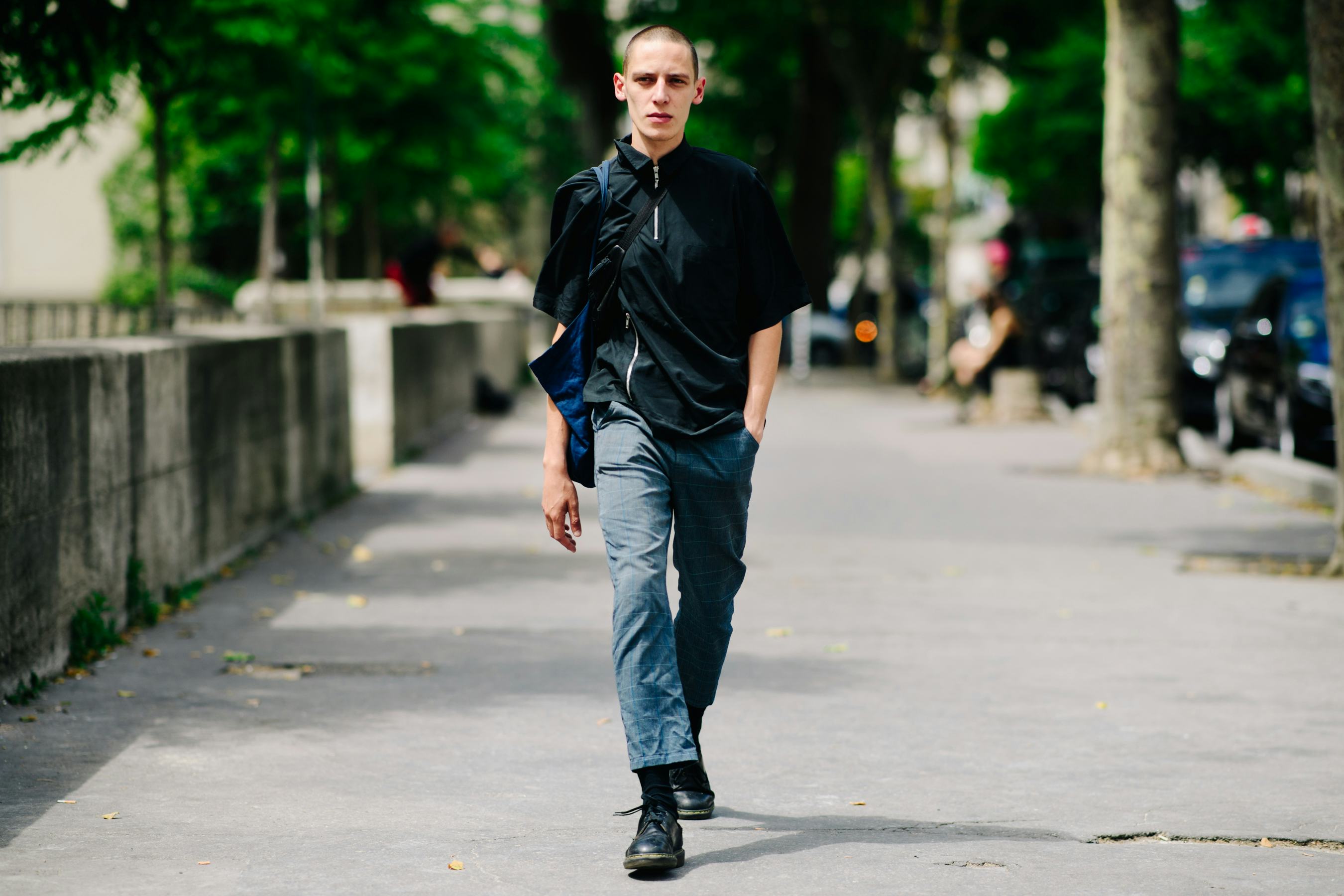 The Most Stylish Men in Paris Are Into the Dad Off-Duty Look