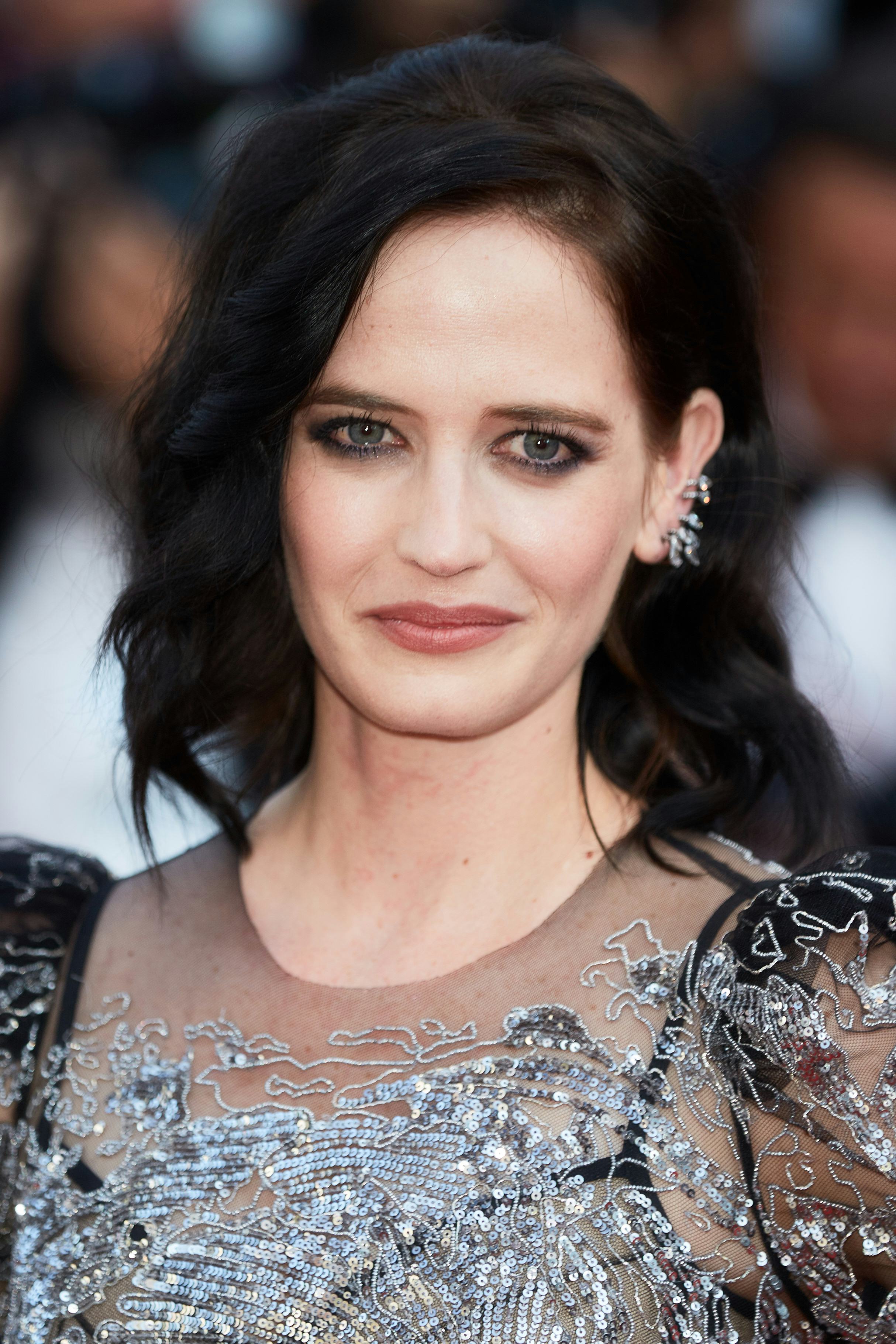 Eva Green Biography Facts, Childhood, Family Life, 42% OFF