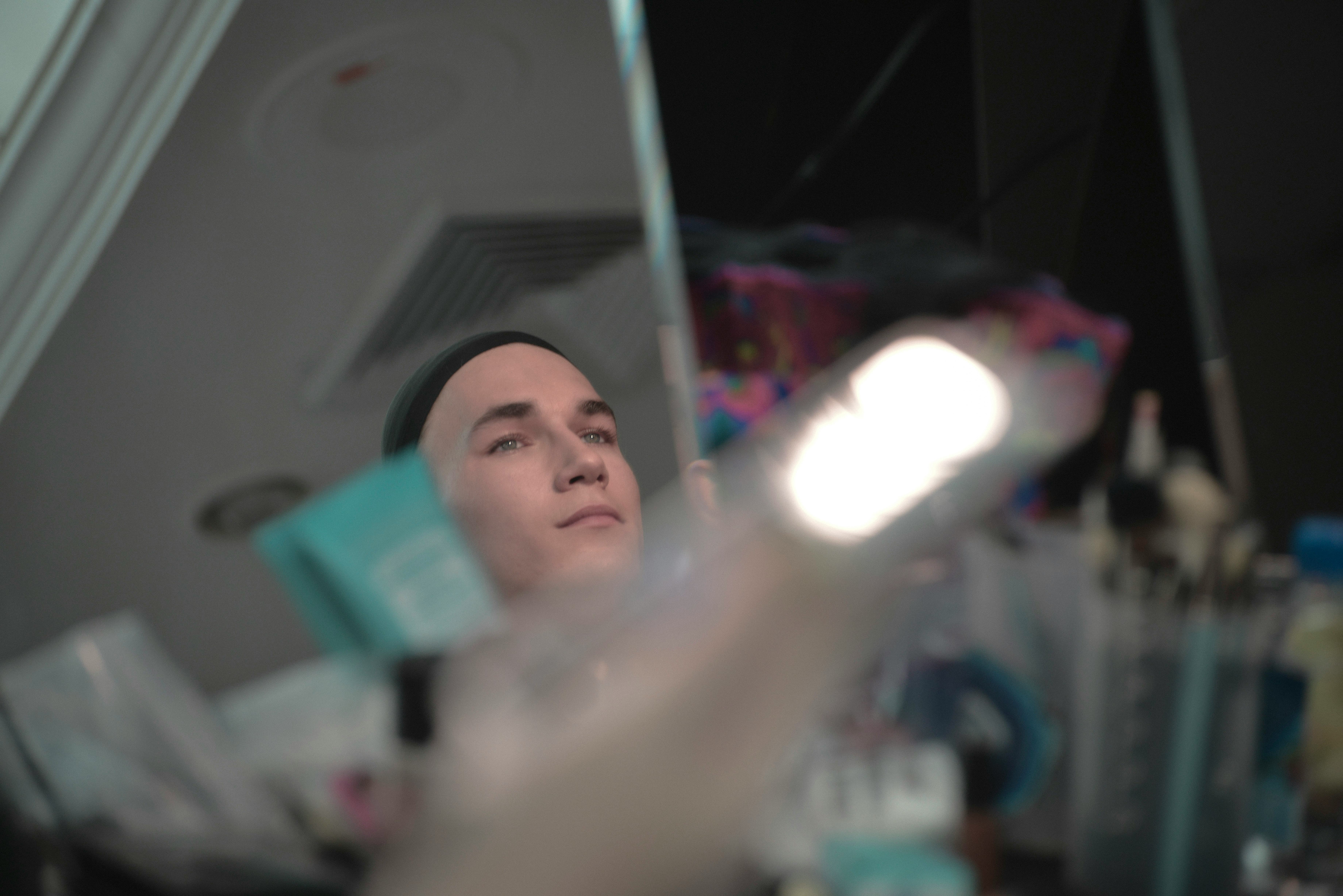 Jake Gyllenhaal Is a Self-Described Purist Who Loves the Simple Things ...