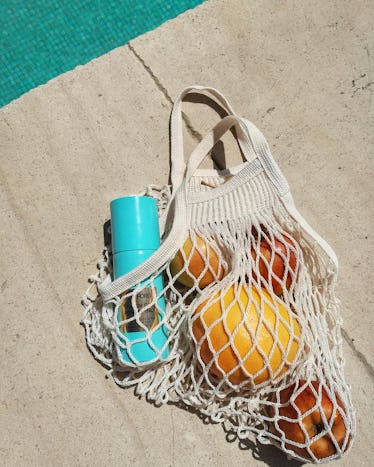 21 Ways to Style Your Net Bag, the Affordable Instagram Trend It Girls ...