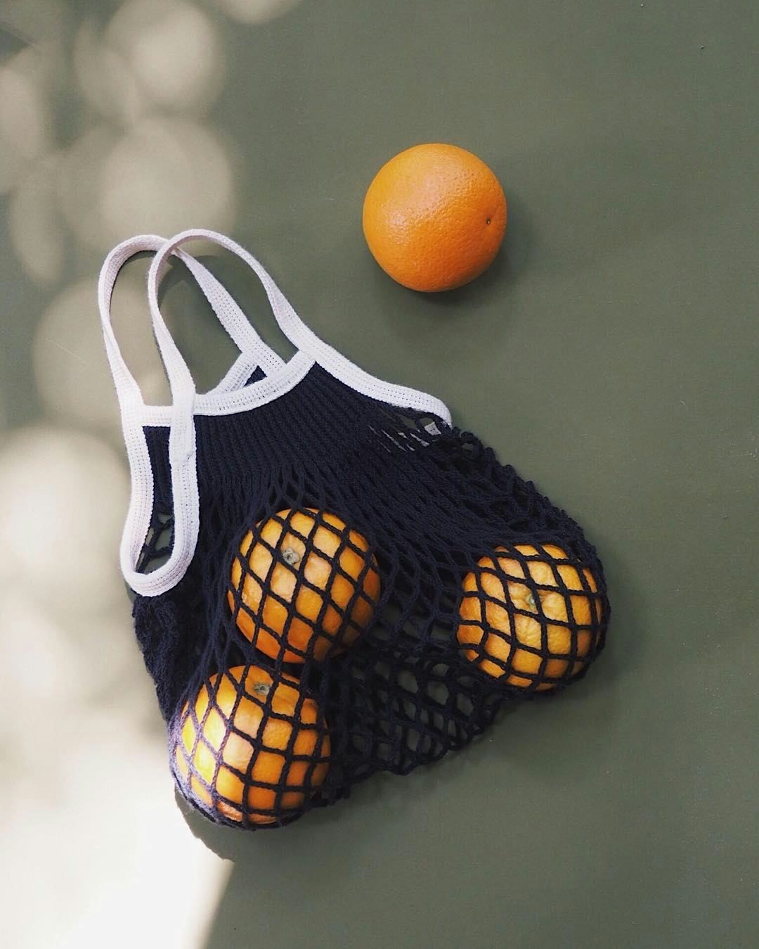 21 Ways to Style Your Net Bag, the Affordable Instagram Trend It Girls ...