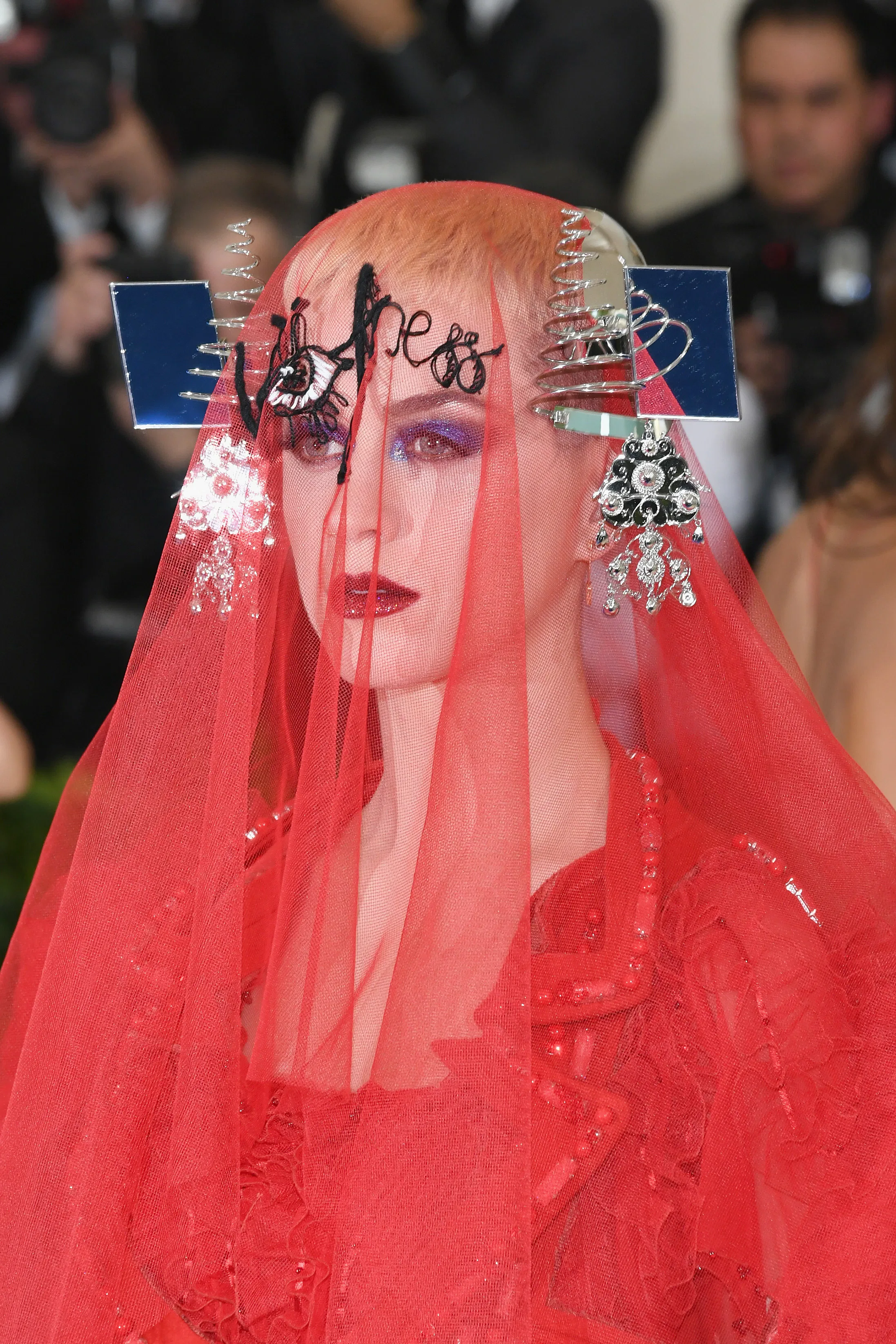 Katy Perry’s Most Daring Beauty Looks, From Pastel Purple Bobs to ...