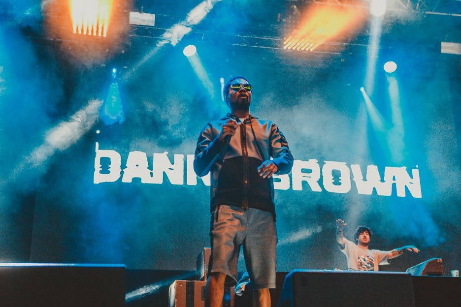 ‘Death Cleaning’ Is The Macabre New De-Cluttering Trend