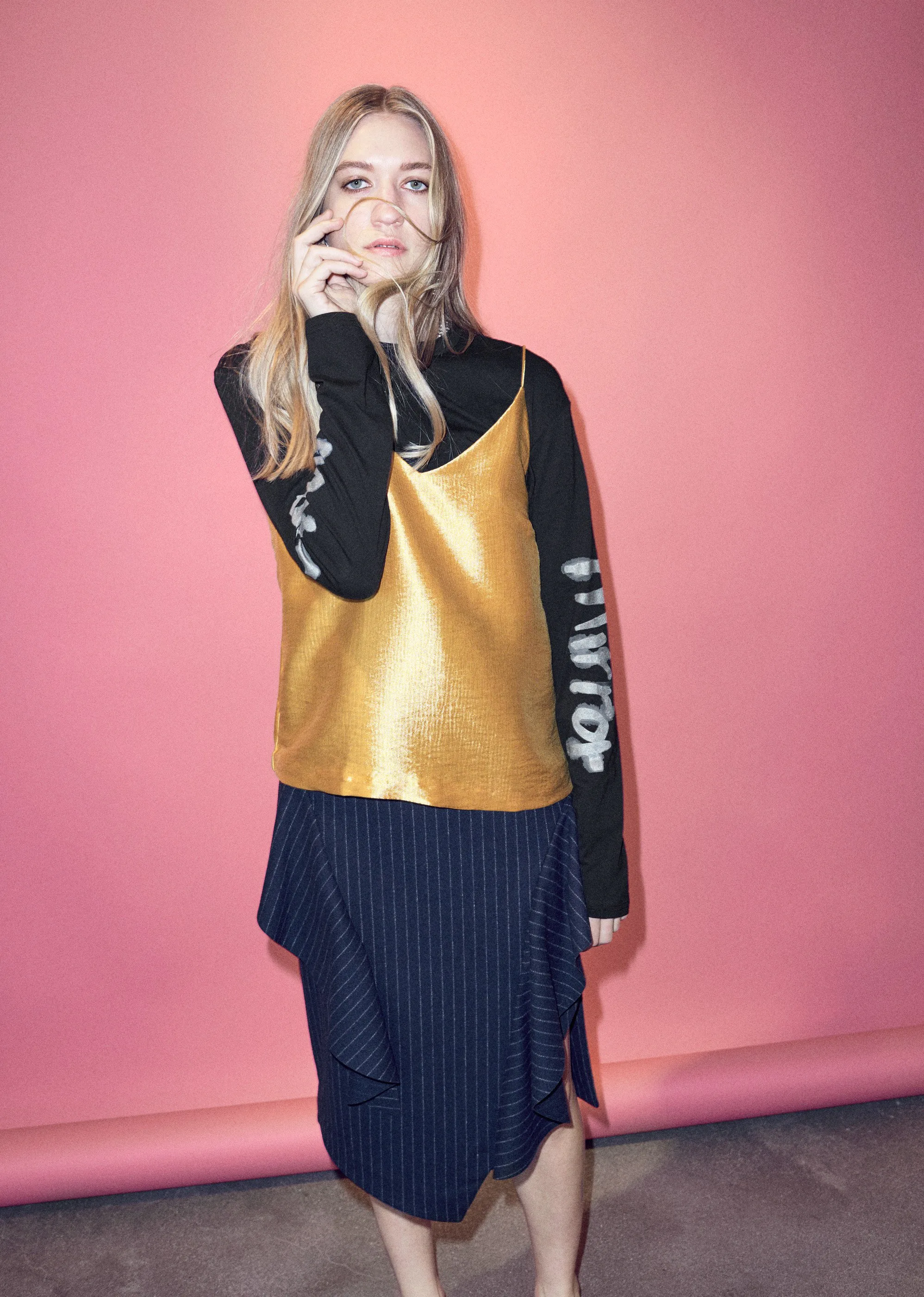’90s Icon Kim Gordon on Making Art Inspired By Fleetwood Mac and ...